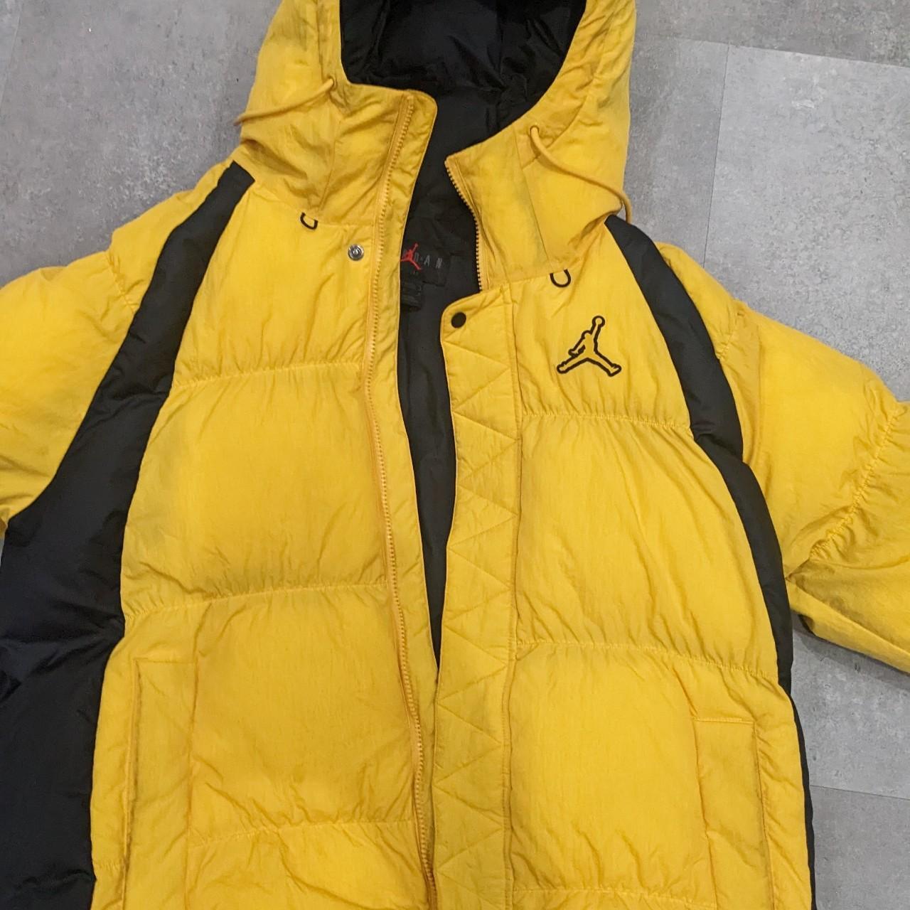Jordan essential puffer jacket OPEN TO... - Depop