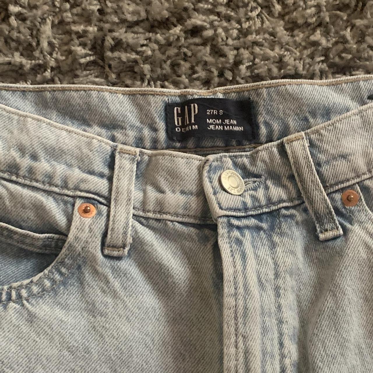 Gap mom jeans Light blue Size small / 8 - Depop