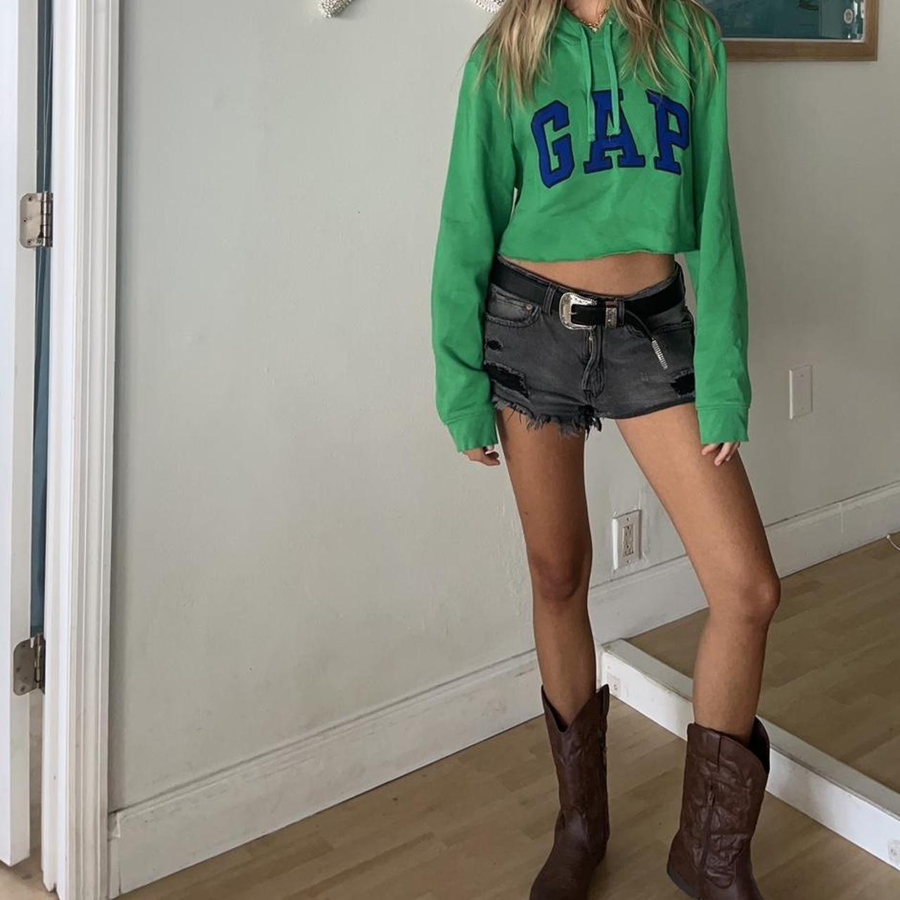 super cute green gap cropped sweatshirt🍀 #gap... - Depop