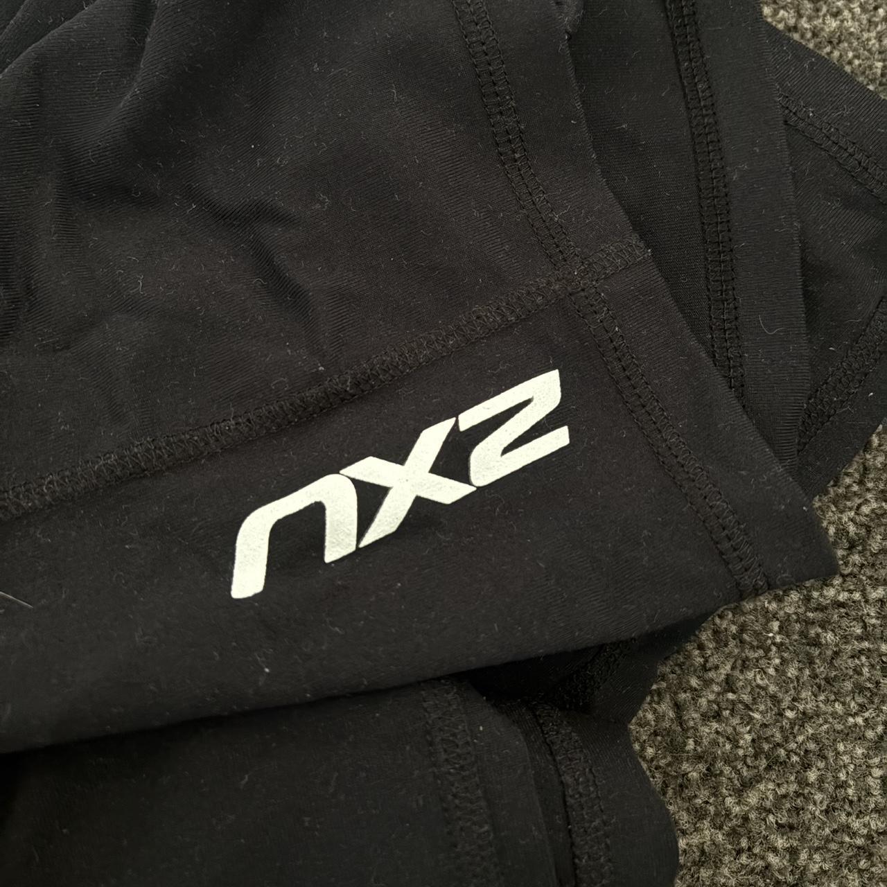 2XU capri flair pants thrifted tagged size medium... | Depop