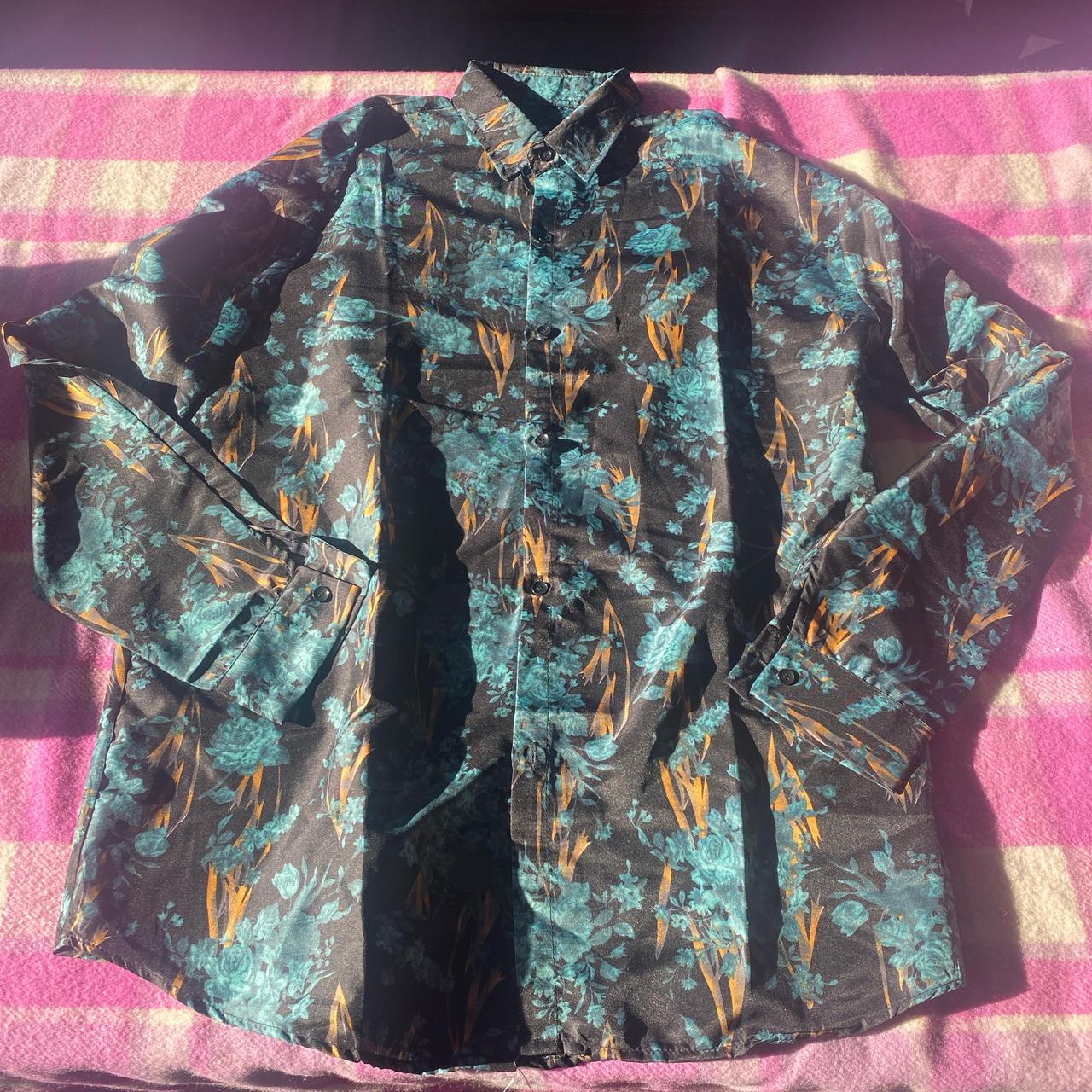 Floral Men’s Shirt. Would be about a men’s Medium.... - Depop
