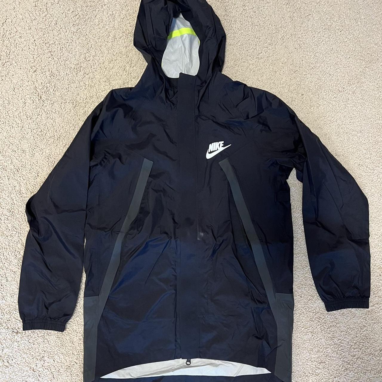 Nike rain jacket Water resistant Youth xl FITS LIKE... - Depop
