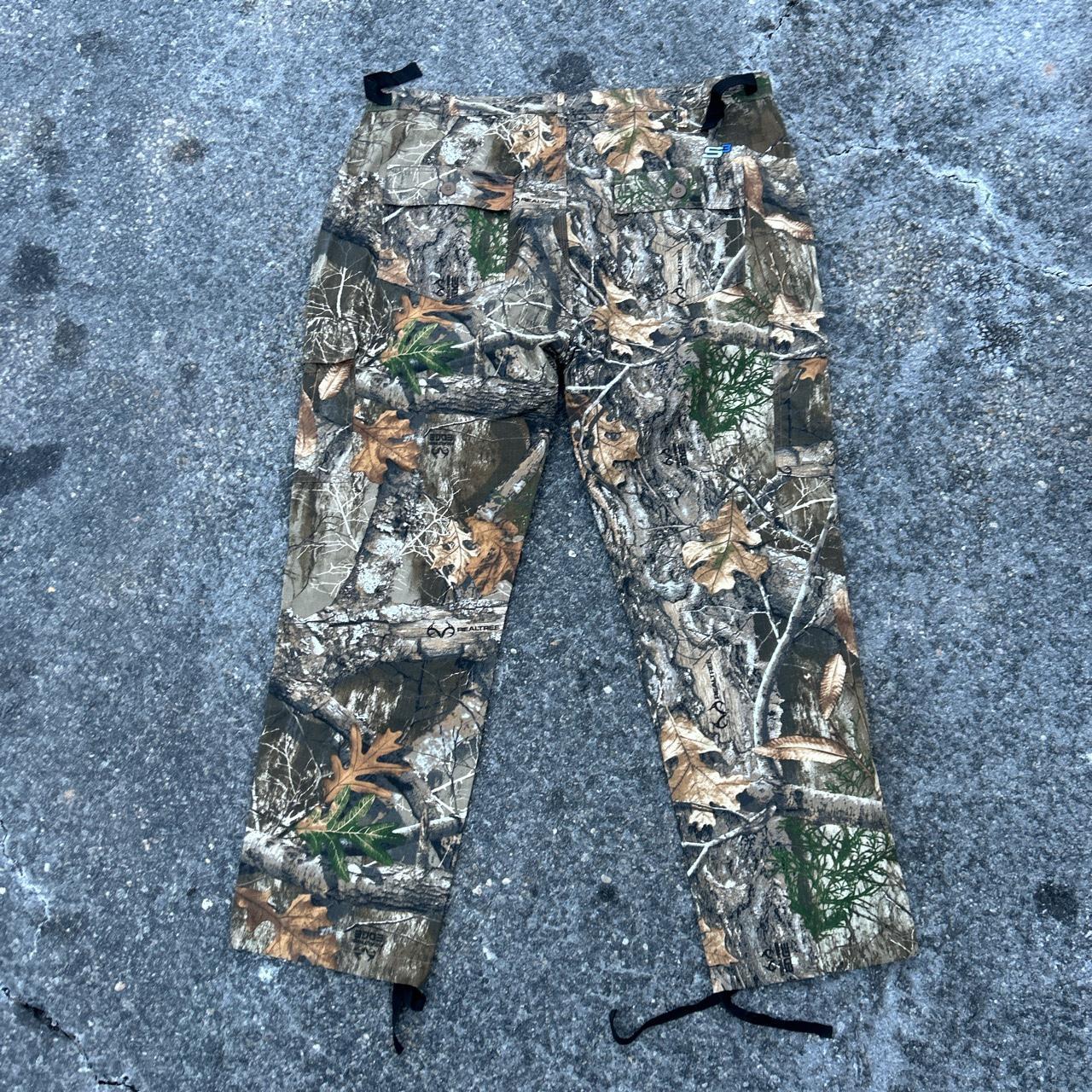 Realtree Camo Cargo Pants with tags Size: XXL - Depop