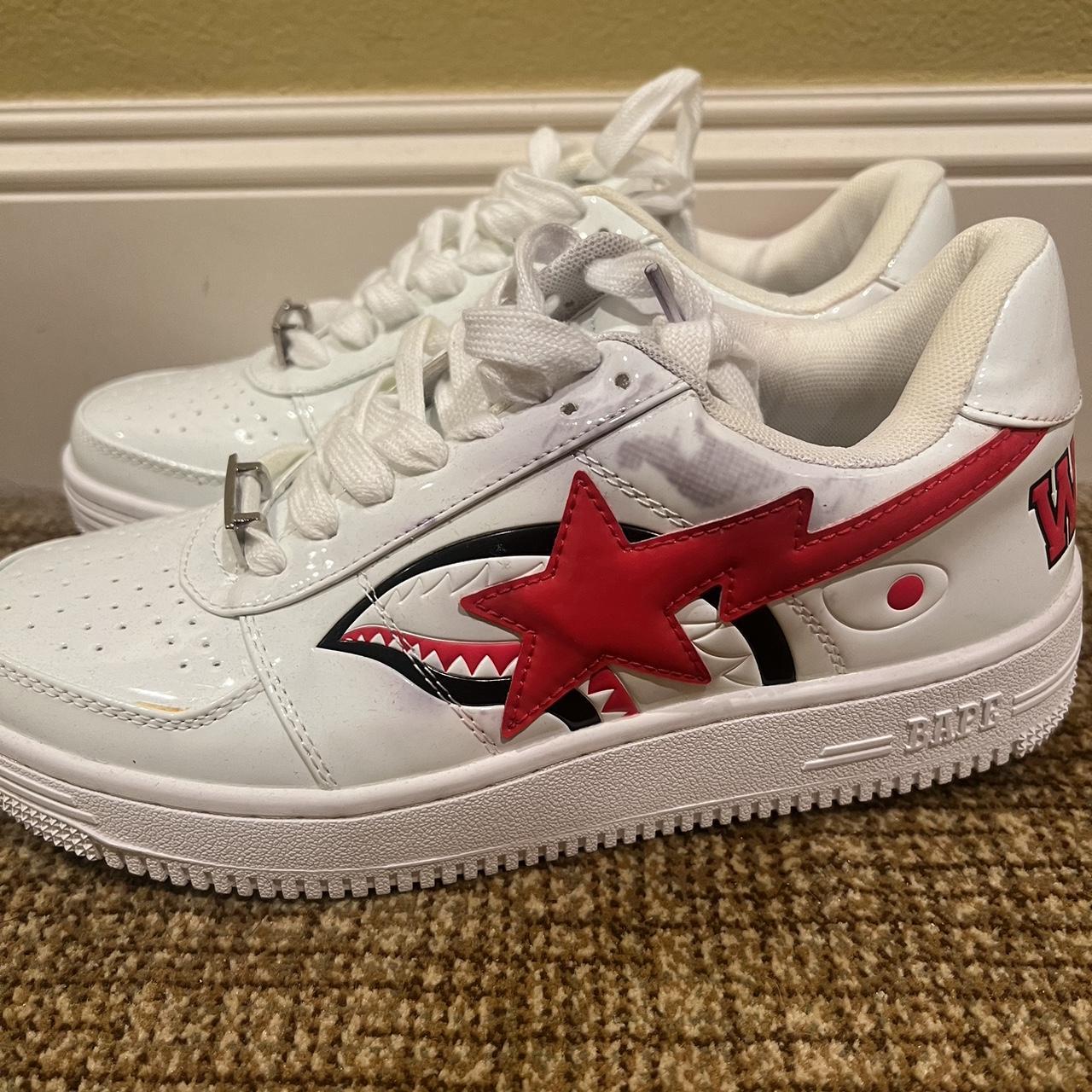 Bathing Ape Bapesta White shark size 8 Really good... - Depop