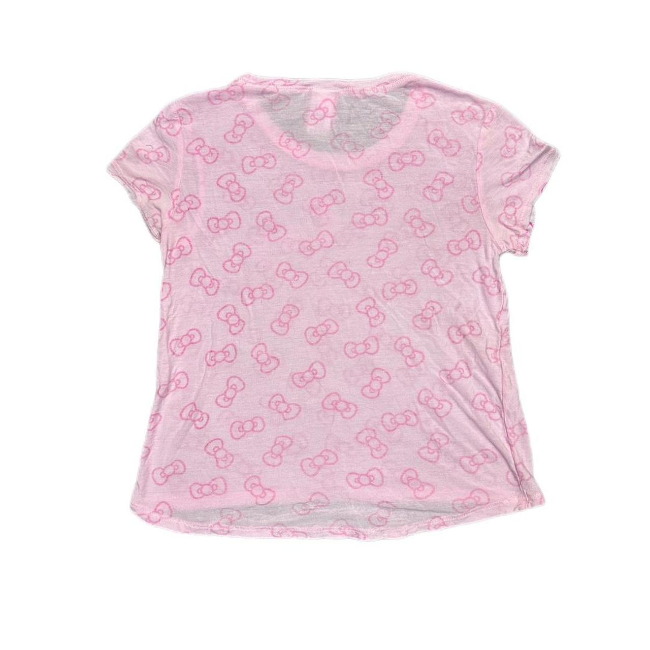 hello kitty t shirt measurements pit to pit : 15... - Depop