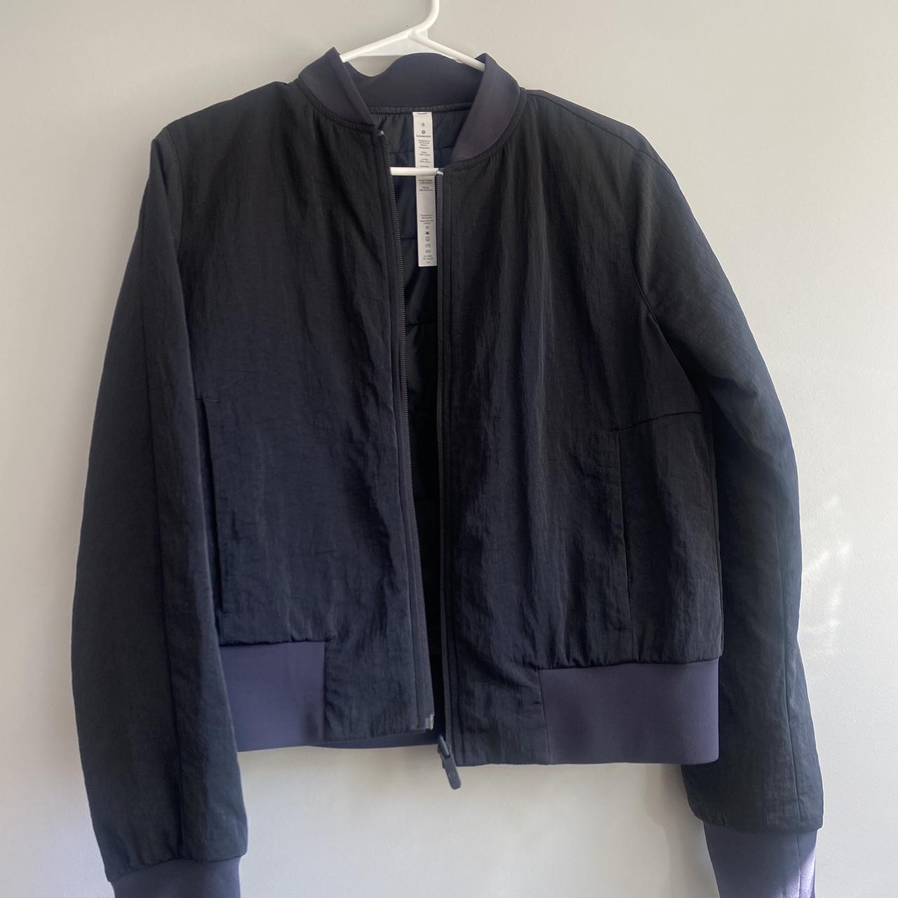 lululemon reversible bomber/puffer jacket size 6. no... - Depop