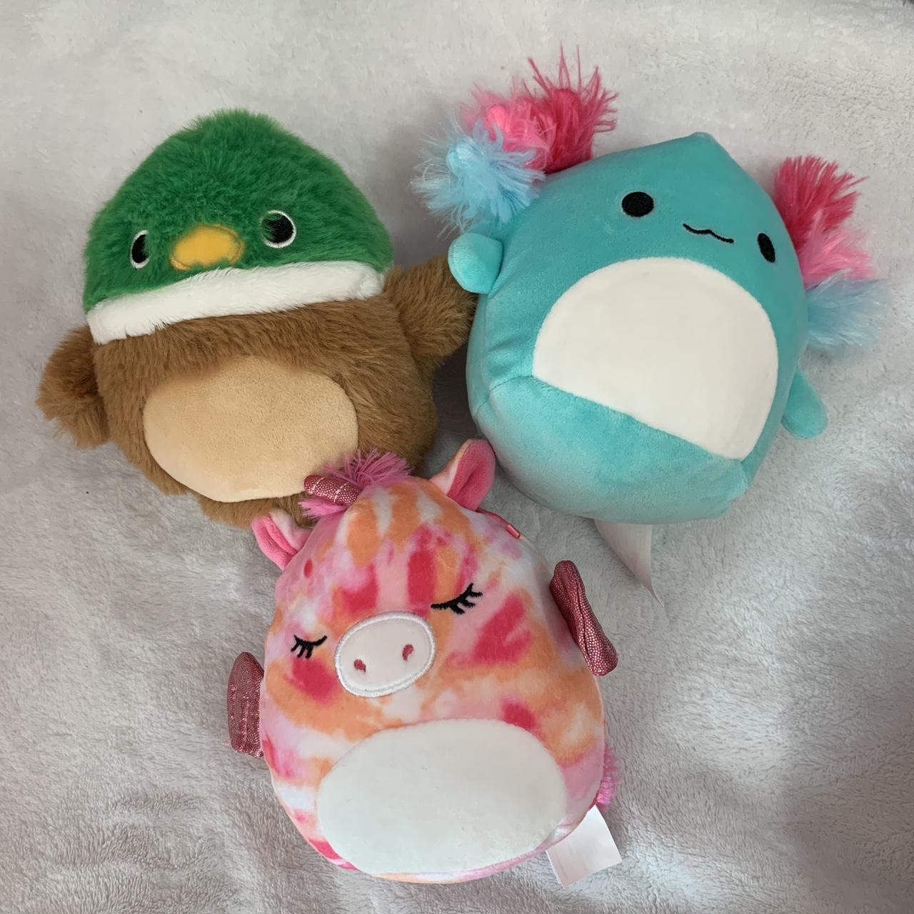 Three small squish mallows - Depop
