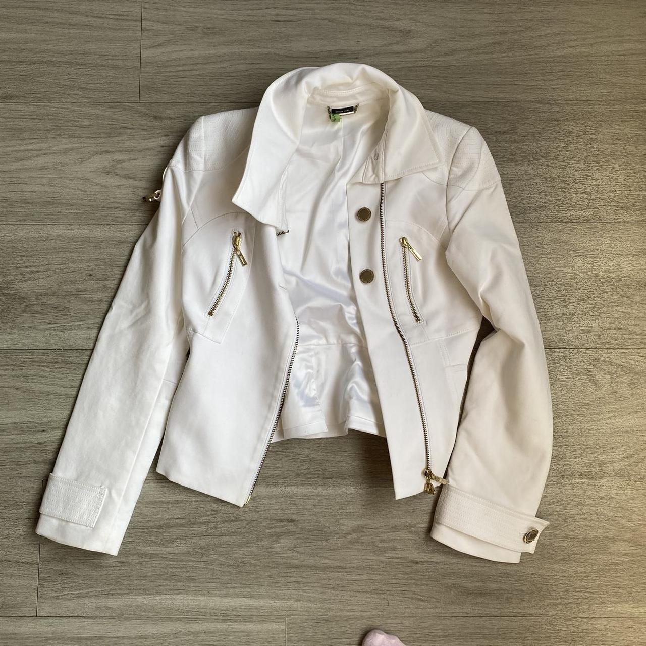 Recently dry cleaned never worn Marciano white jacket - Depop