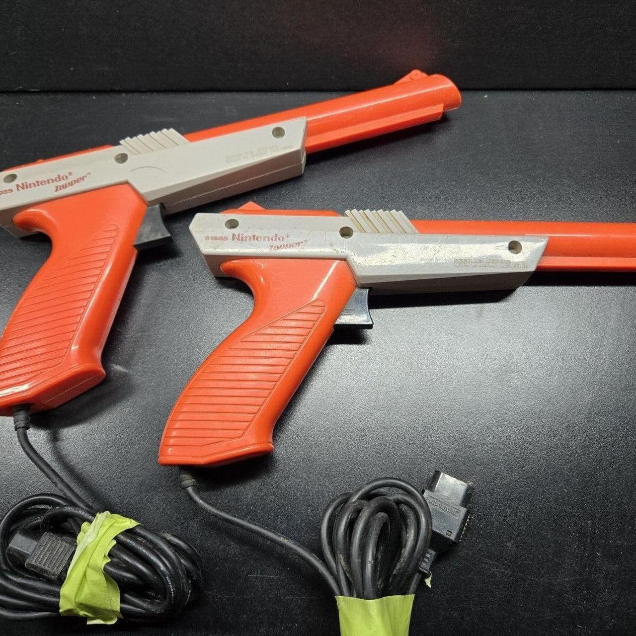 Orange Nintendo Zapper Gun. 1985 NES-005 Lot of 2 - Depop