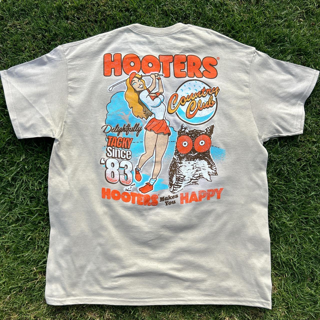 HOOTERS T-SHIRT SIZE XL BRAND NEW LARGE GRAPHIC ON... - Depop