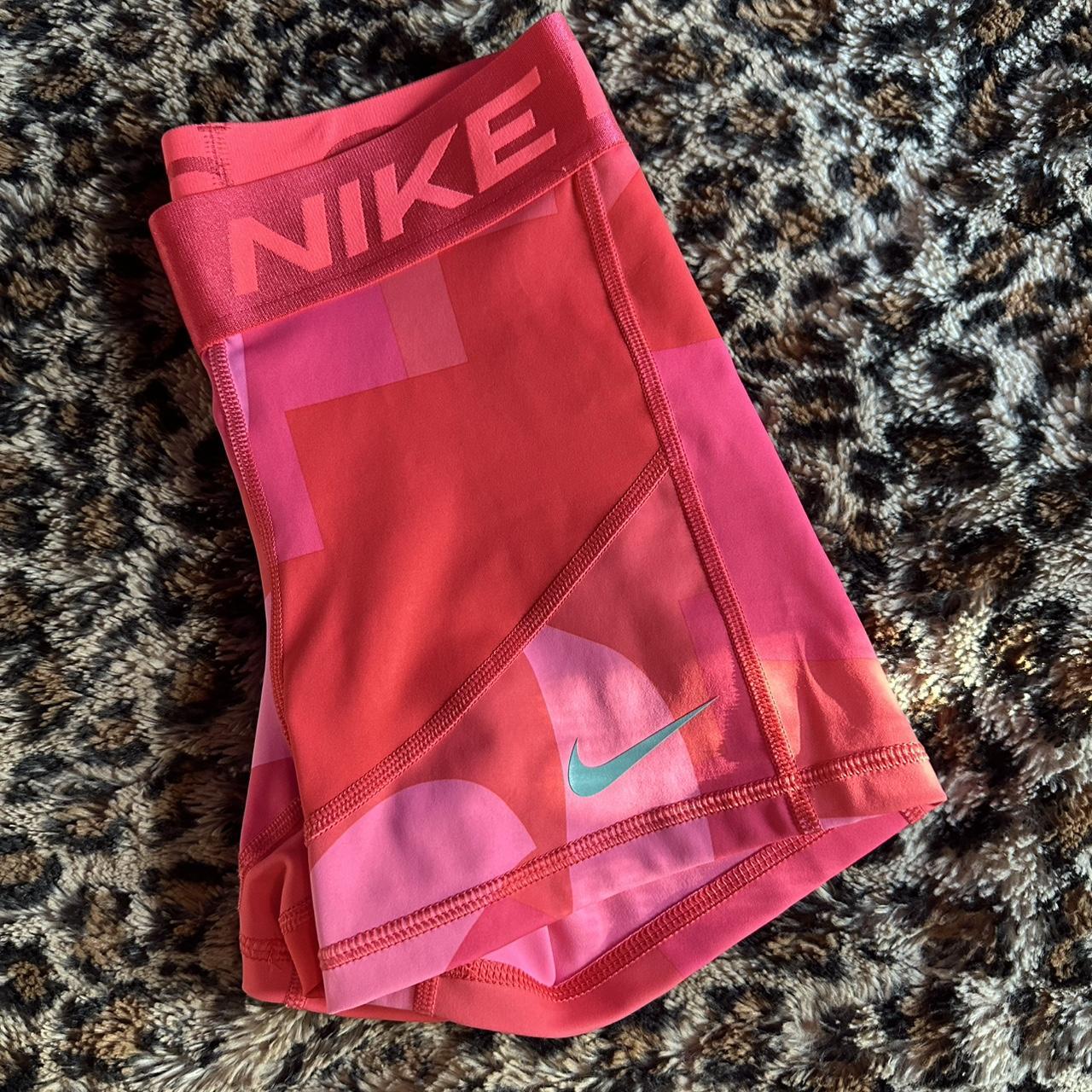 hot pink nike pros size xs | Depop