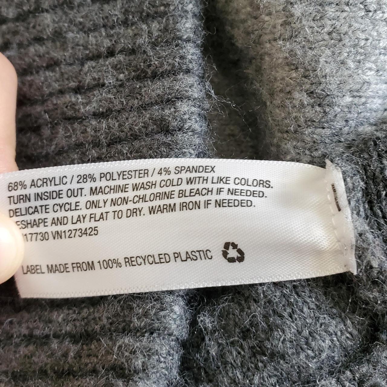 "Universal Thread" Multi colored, turtle neck... - Depop