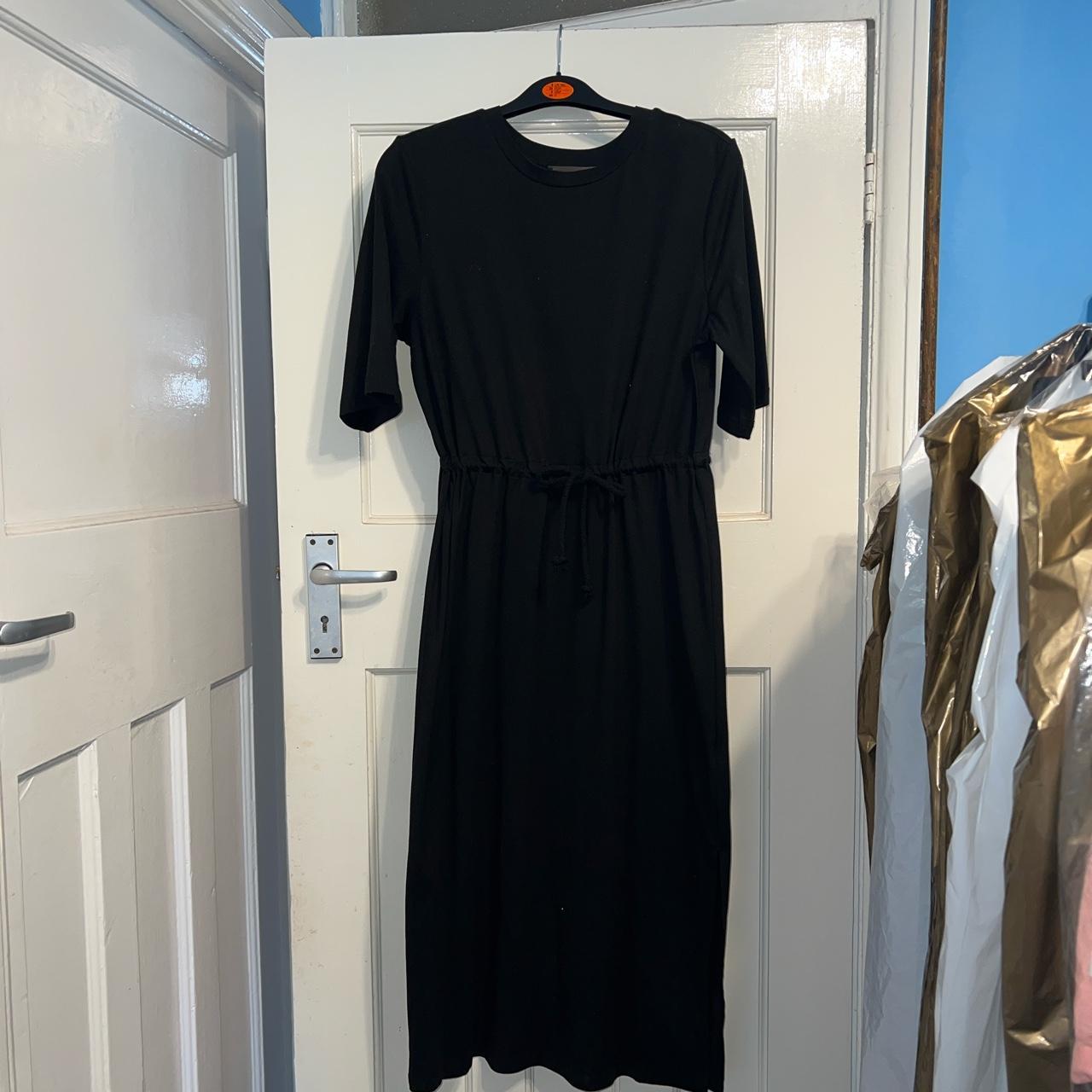 Primark black jersey dress Worn once - Depop