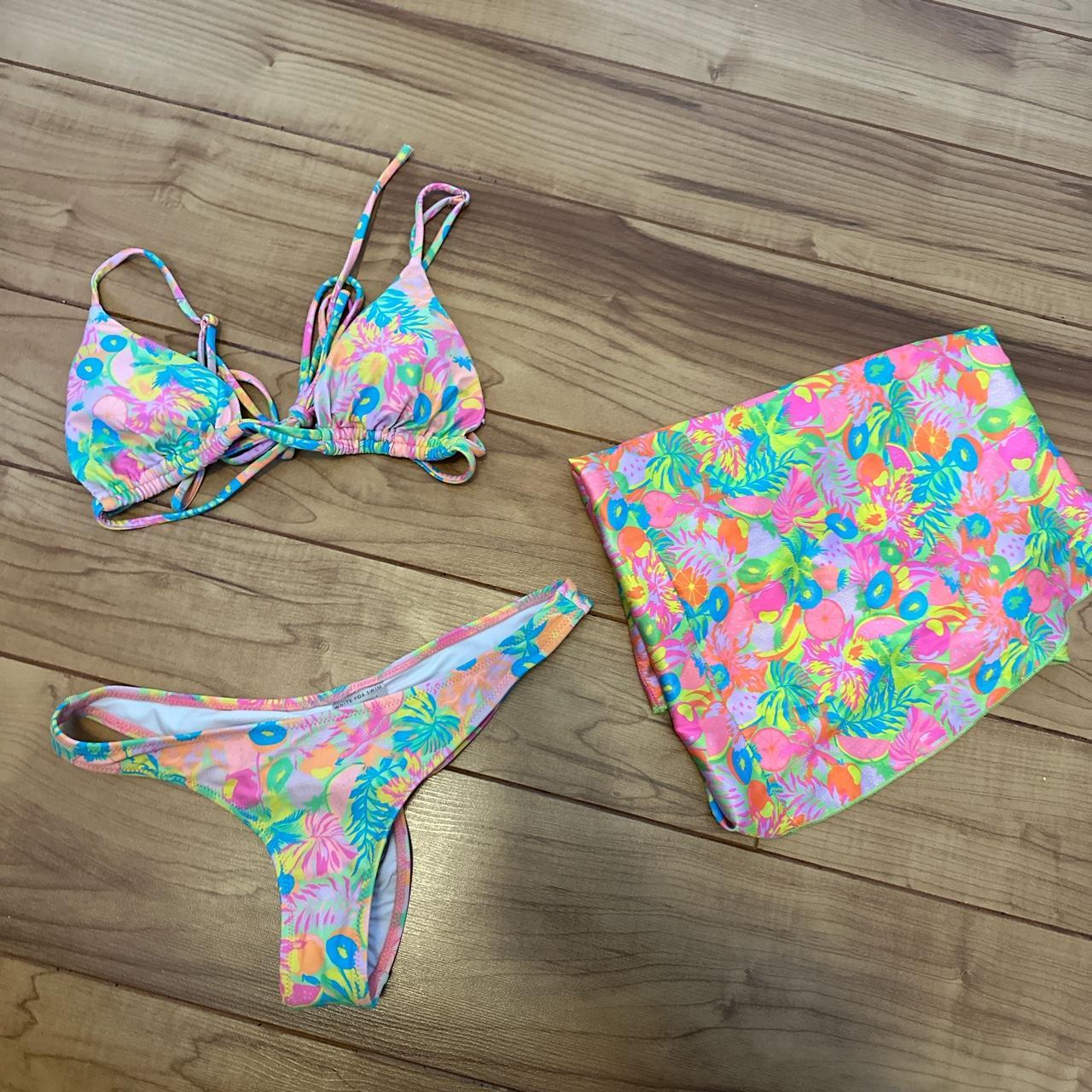 White Fox Tropicana Swim set (bikini top + bottoms +... - Depop