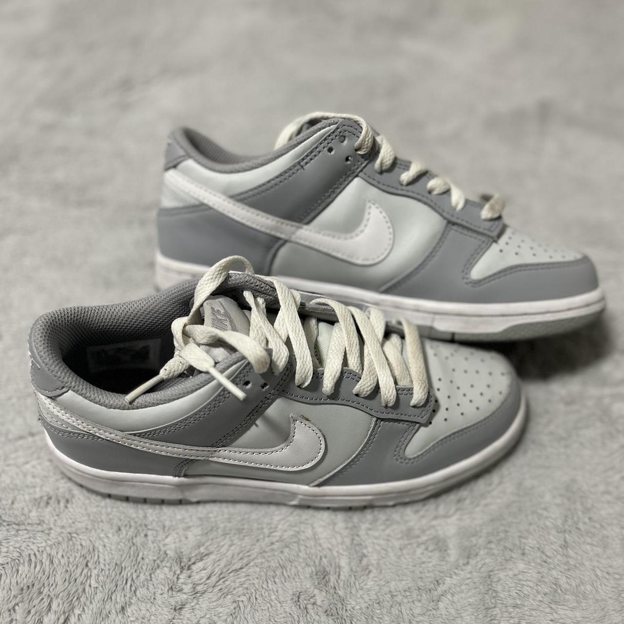 two toned gray dunks 5.5 youth (worn) - Depop