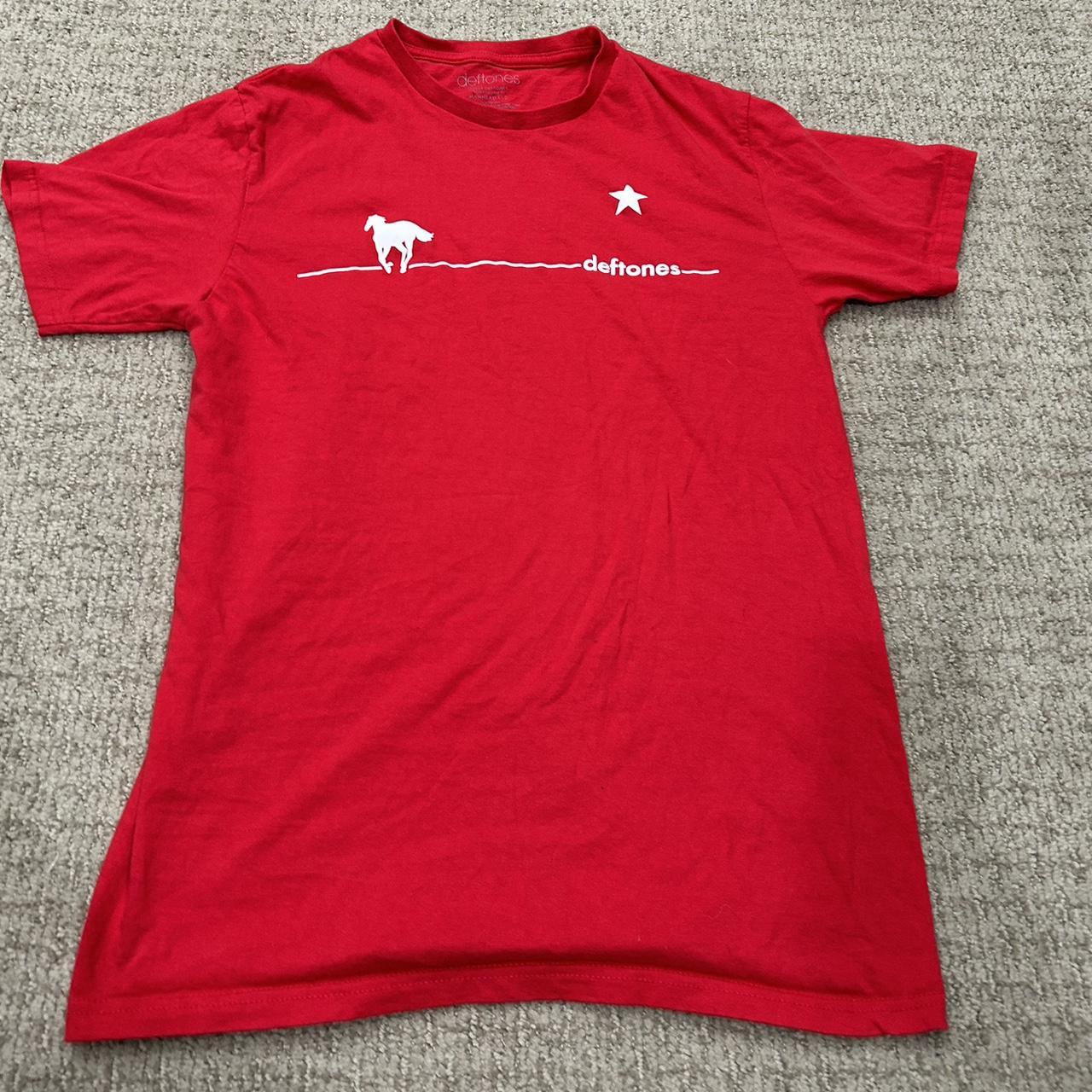 Red Deftones T-shirt Never worn and very new Size... - Depop