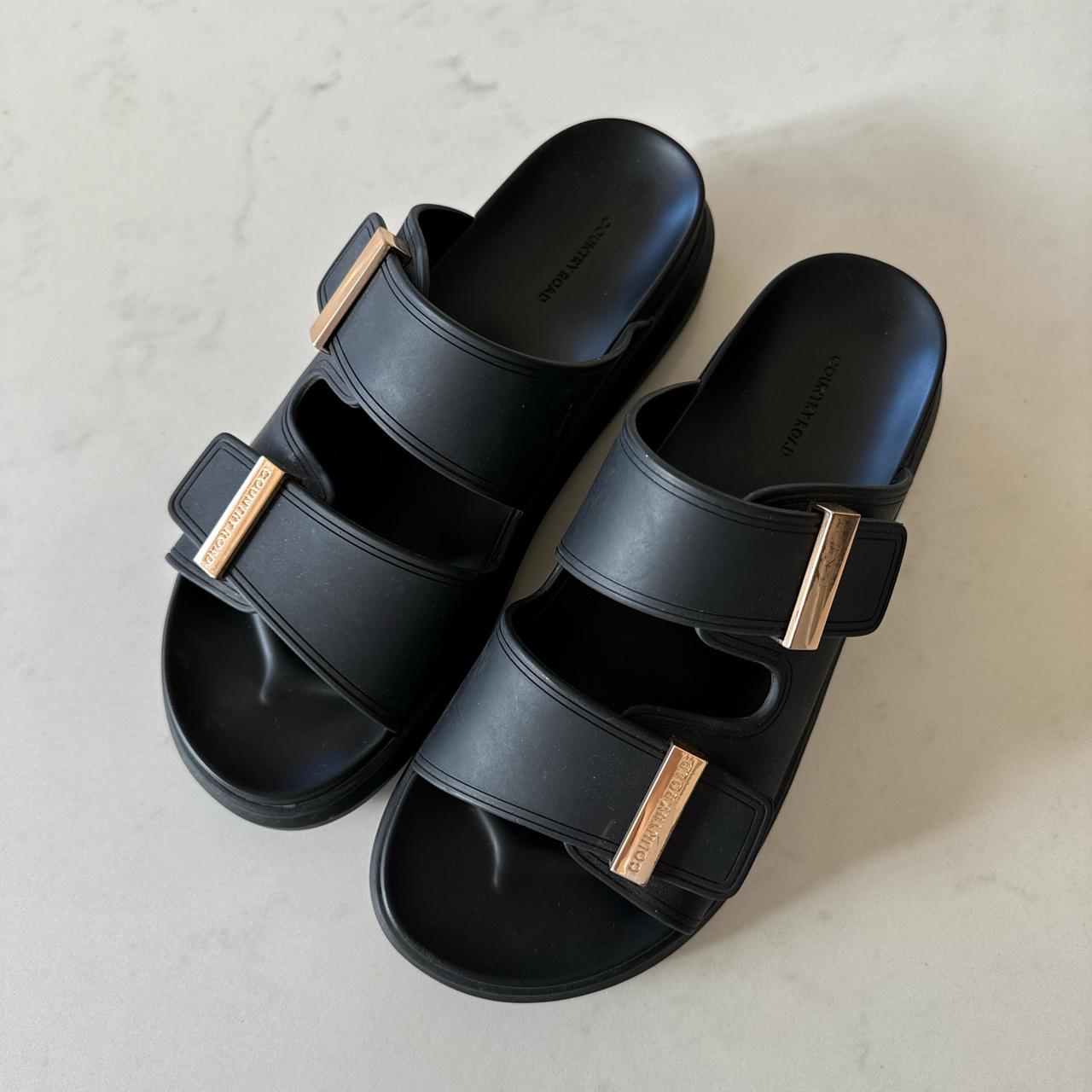Country Road Keeper sandal in black size 37 Some... - Depop