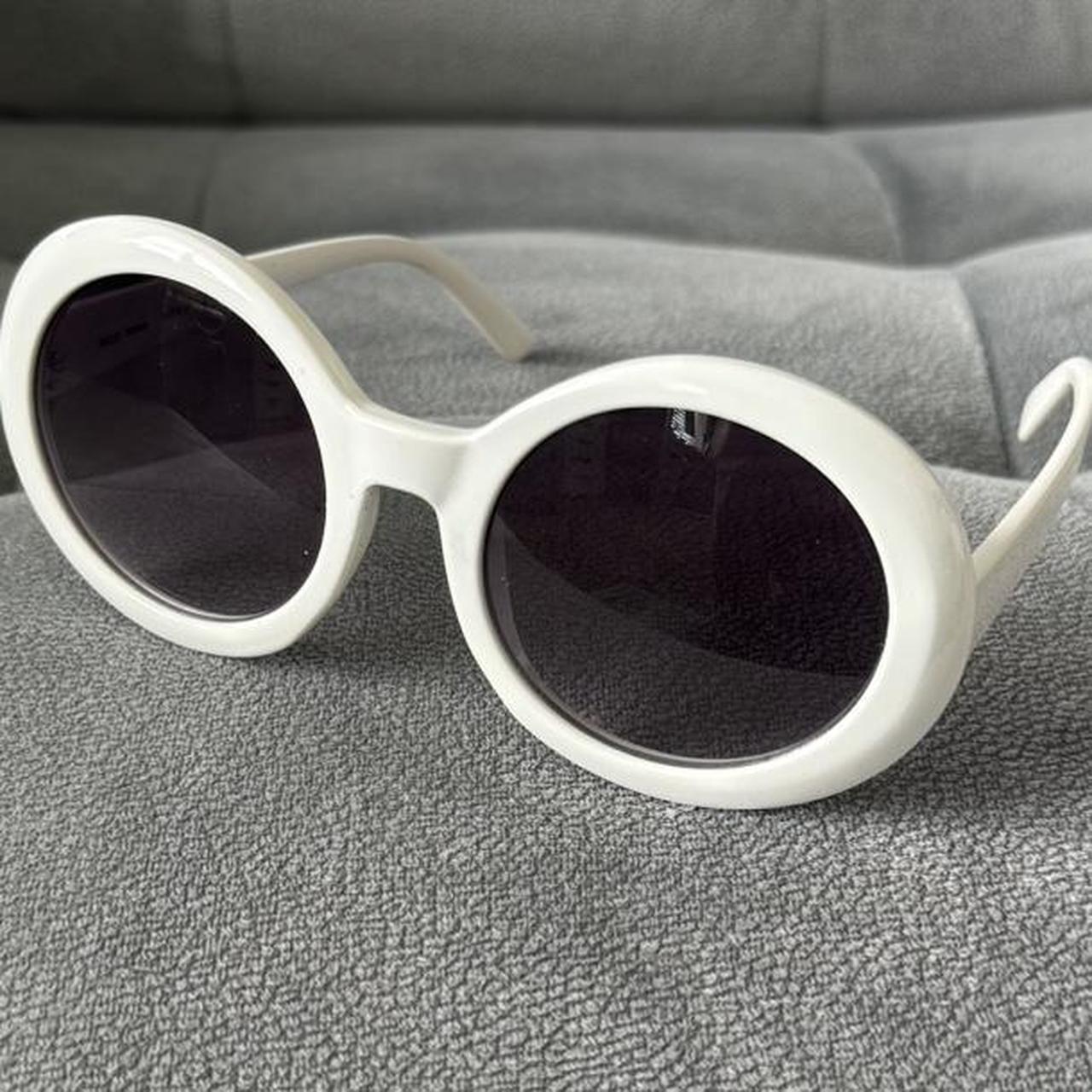 60s MOD SUNGLASSES Super cute retro sunglasses... - Depop