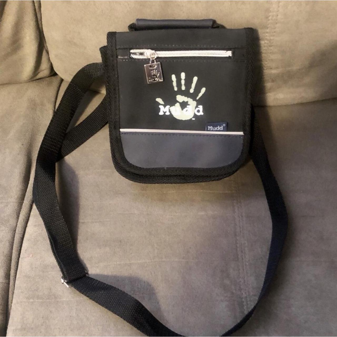 Mudd Vintage purse with attached wallet. Can wear... - Depop