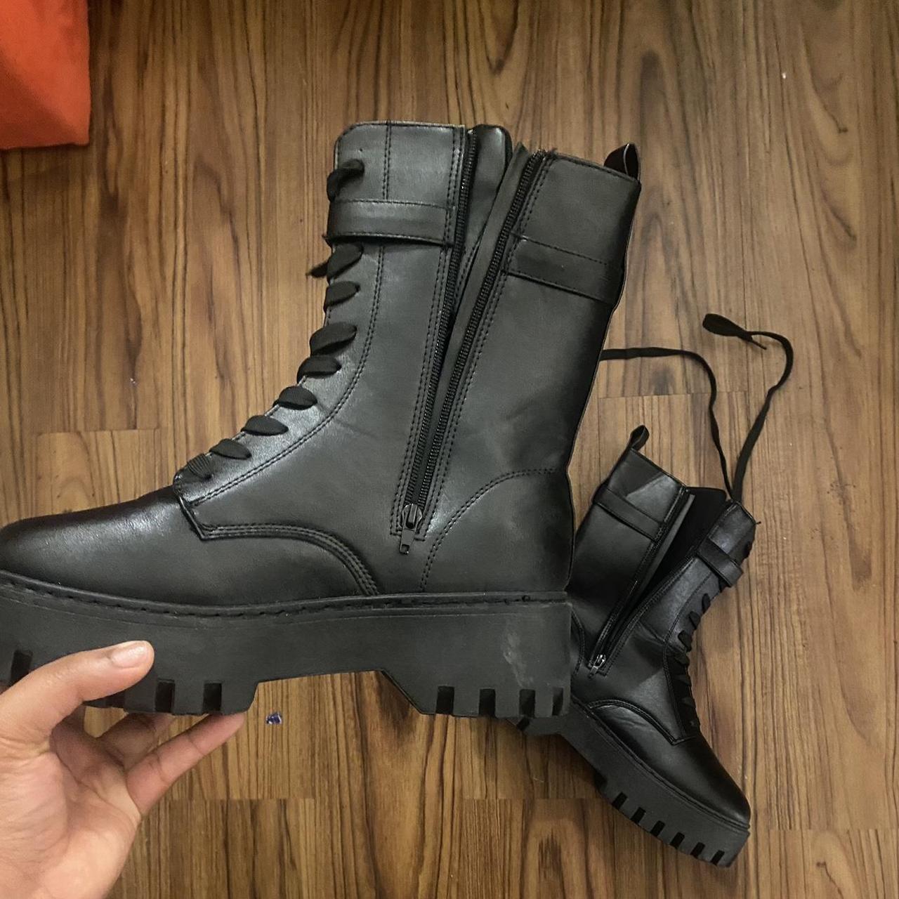 NEVER BEEN WORN! Rouge Boots With Little Pouch •... - Depop