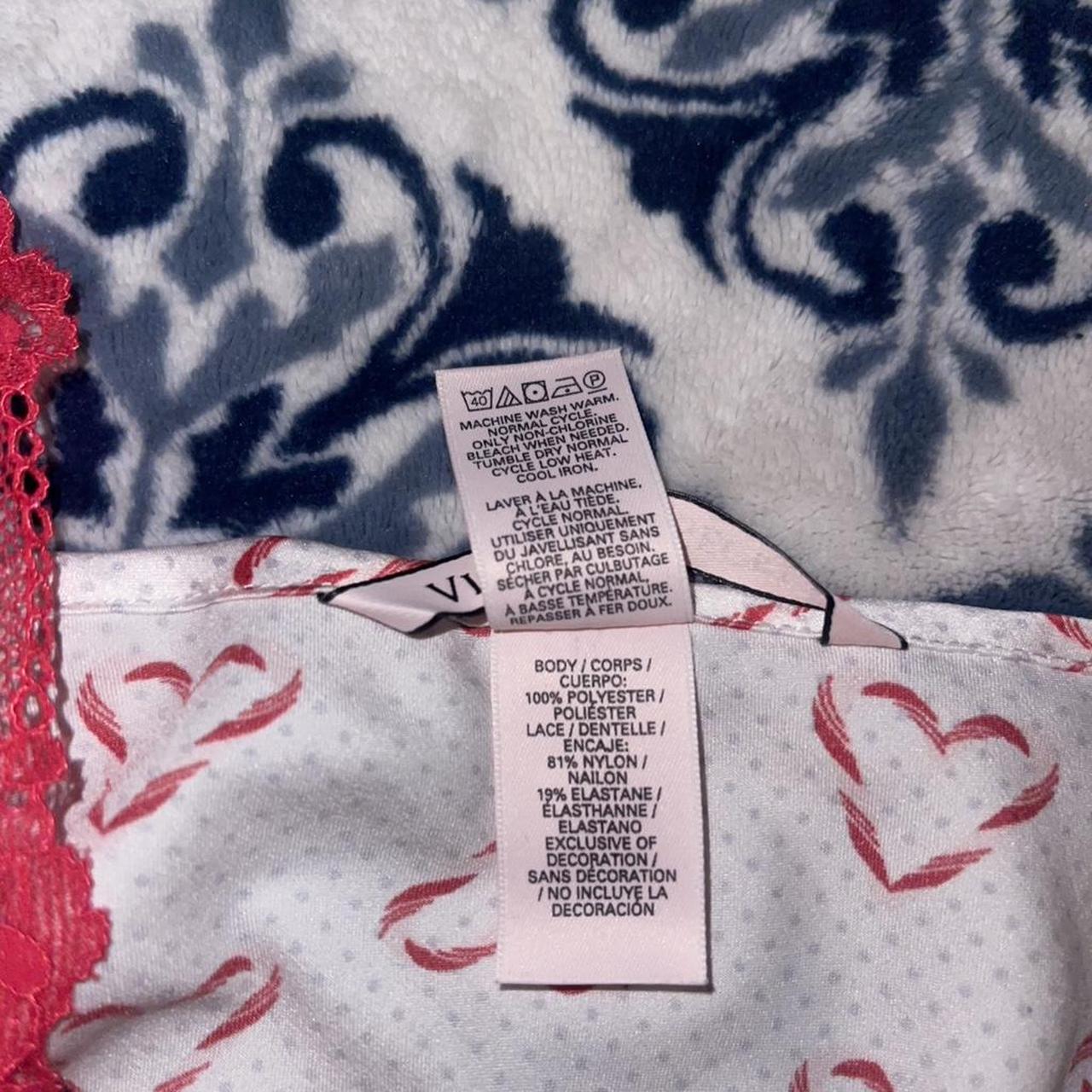 Victoria’s Secret Red and White Christmas Y2K-esque... | Depop