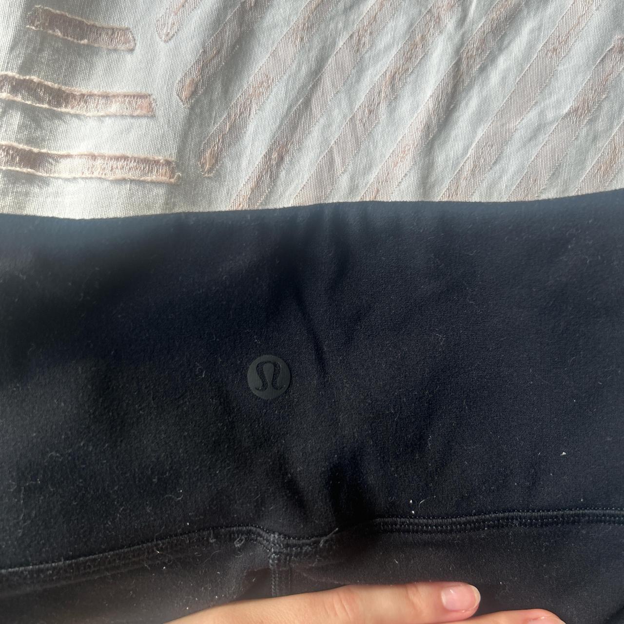 Patterned cutout lululemon leggings size zero - Depop