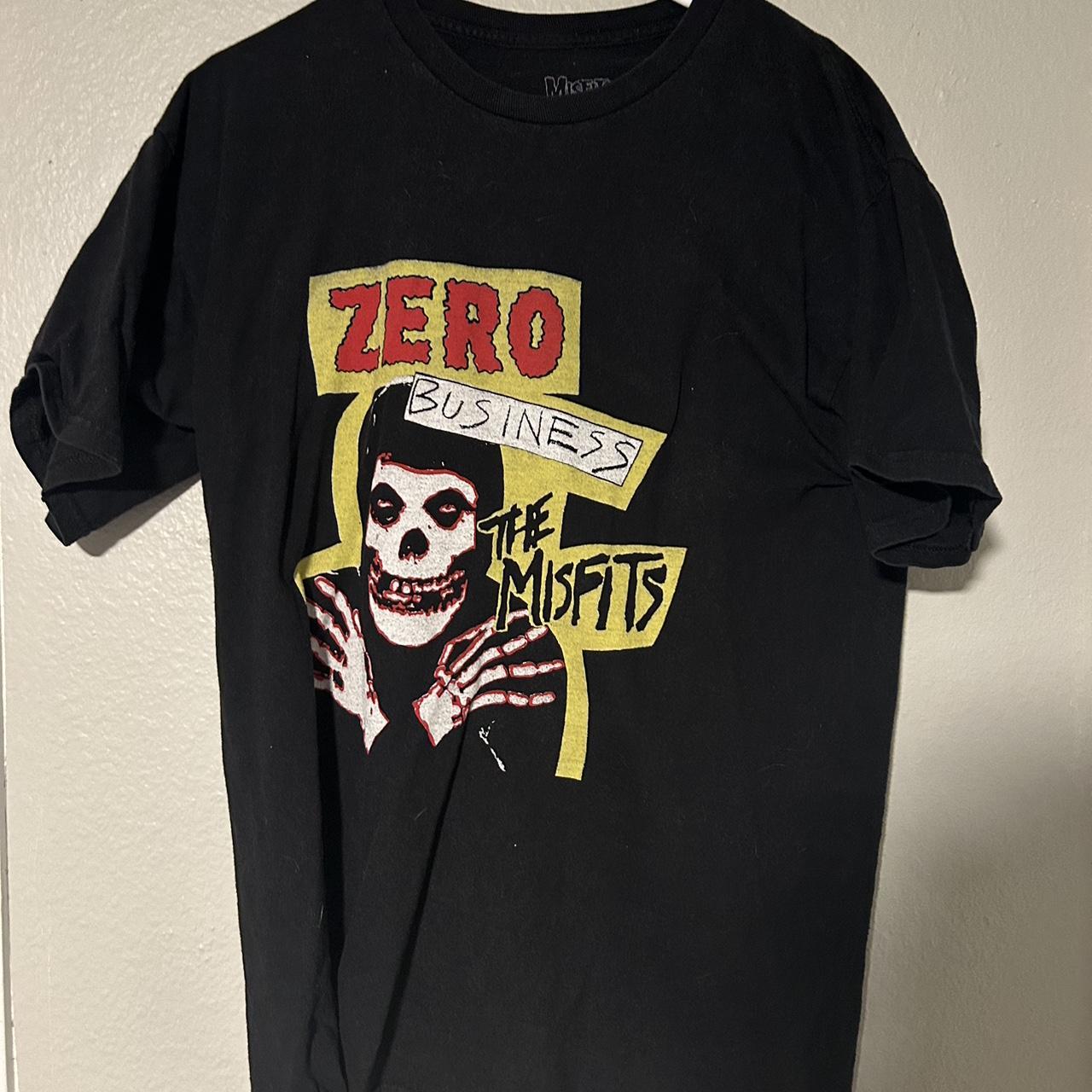 Misfits Graphic T-Shirt - Depop