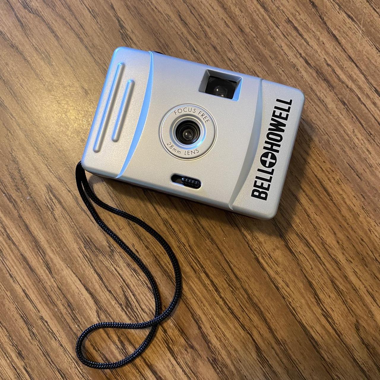 Vintage Bell & Howell analog 35mm film point & shoot... - Depop