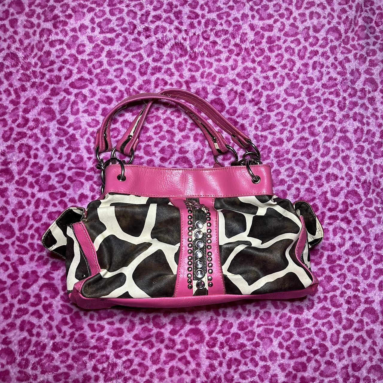 Pink Y2k purse TAKING OFFERS 🎀 - giraffe print - so... - Depop