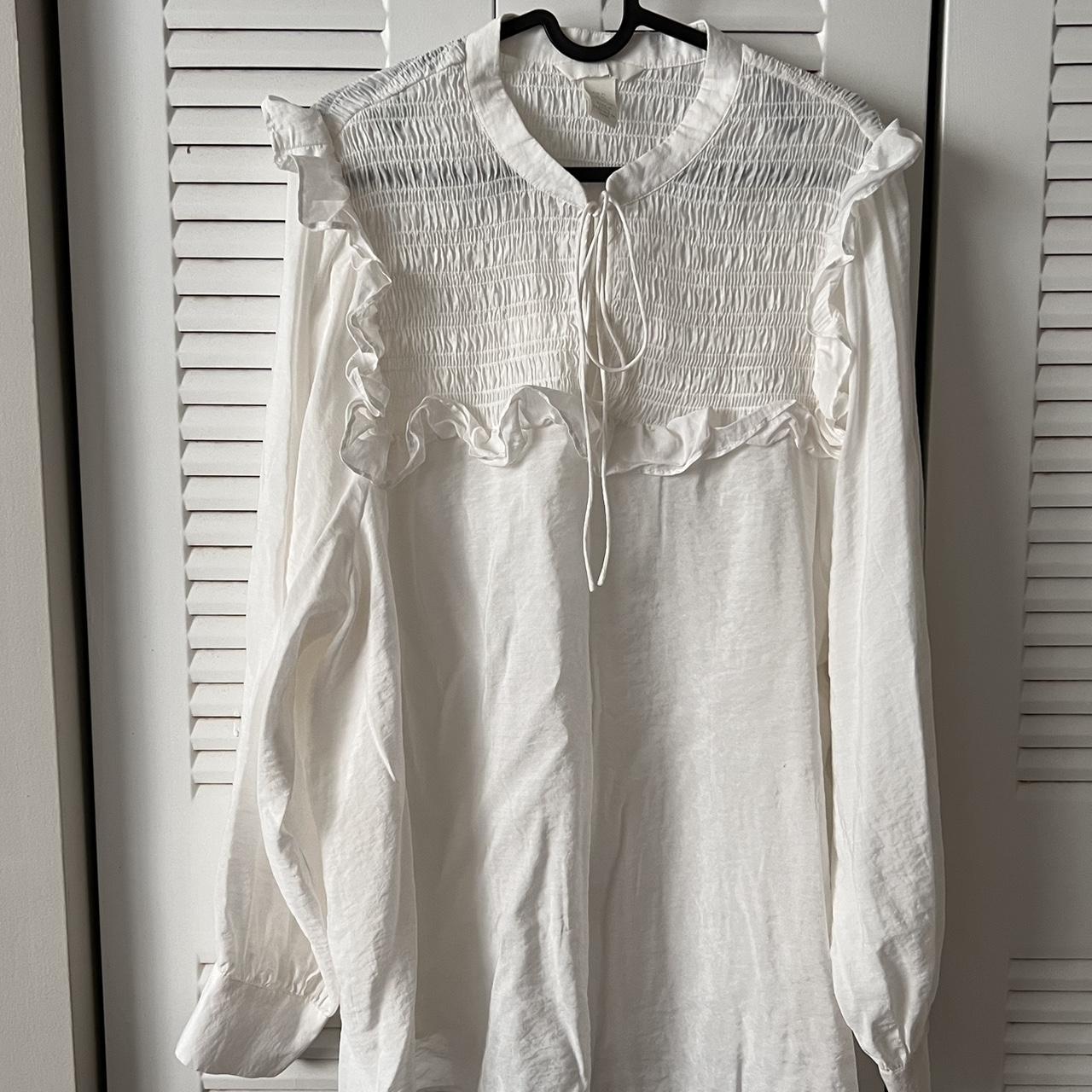 Vintage style blouse - Depop