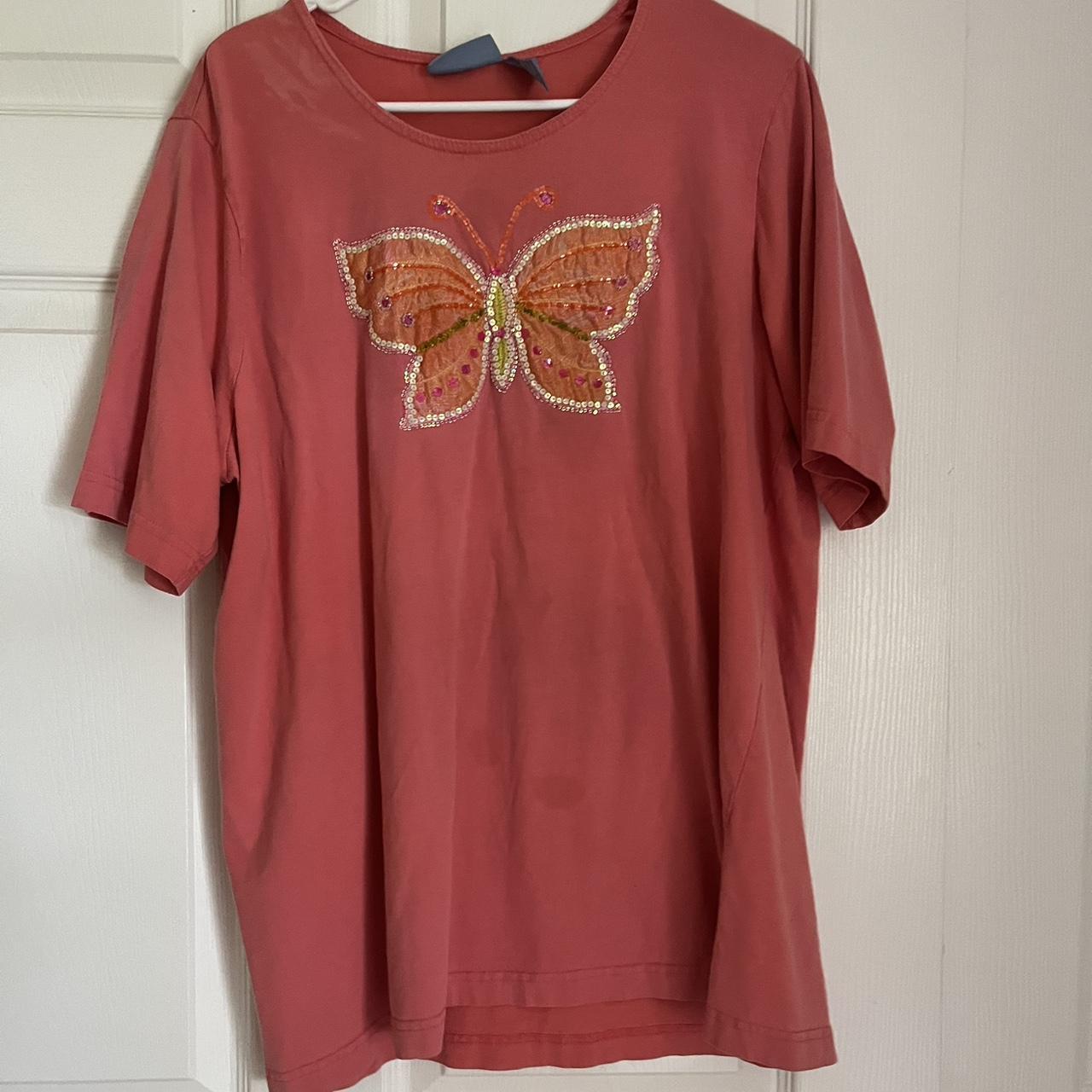 oversized hippie grandma shirt!!! so cute tucked and... - Depop