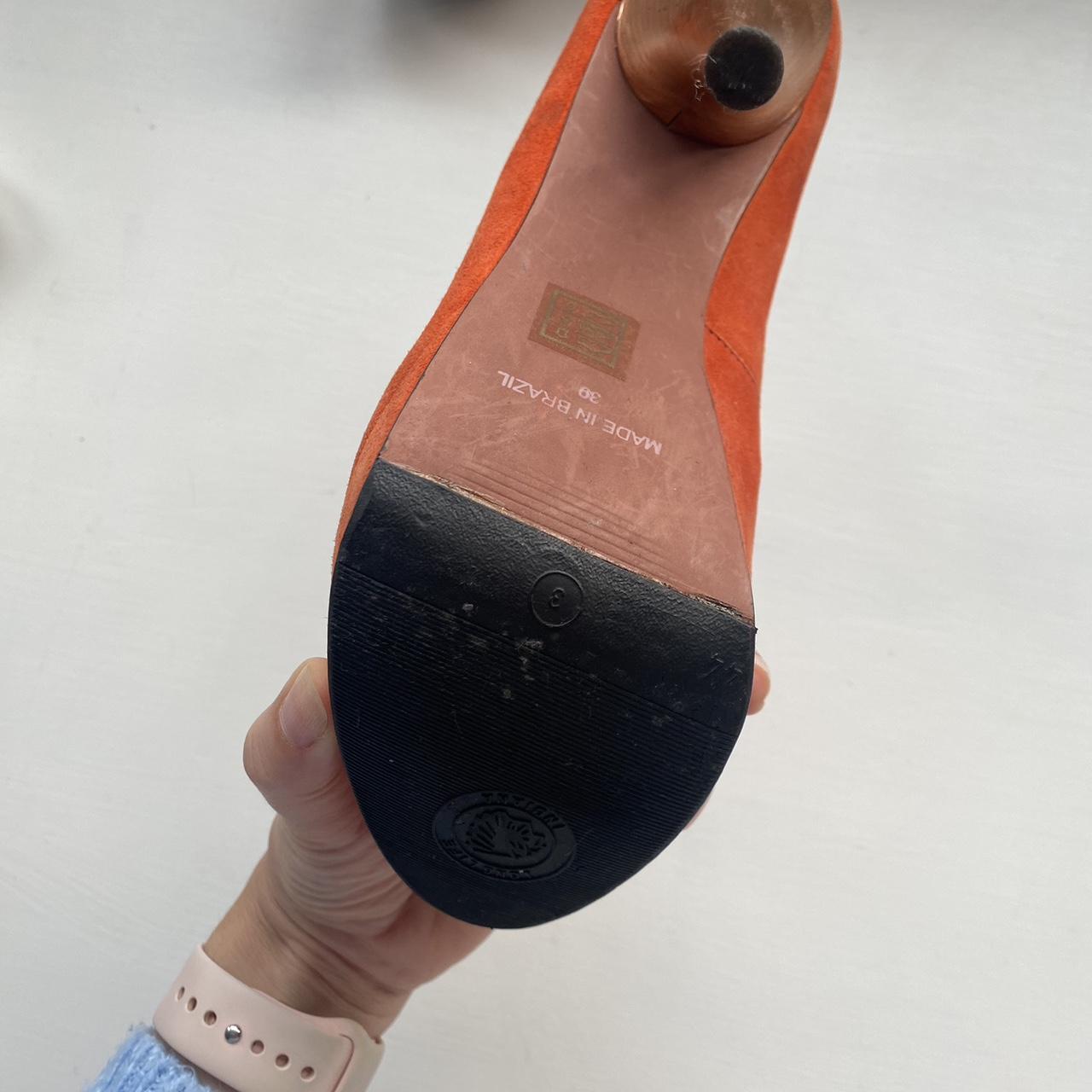 Beautiful condition, hardly worn. Smart court shoe,... - Depop