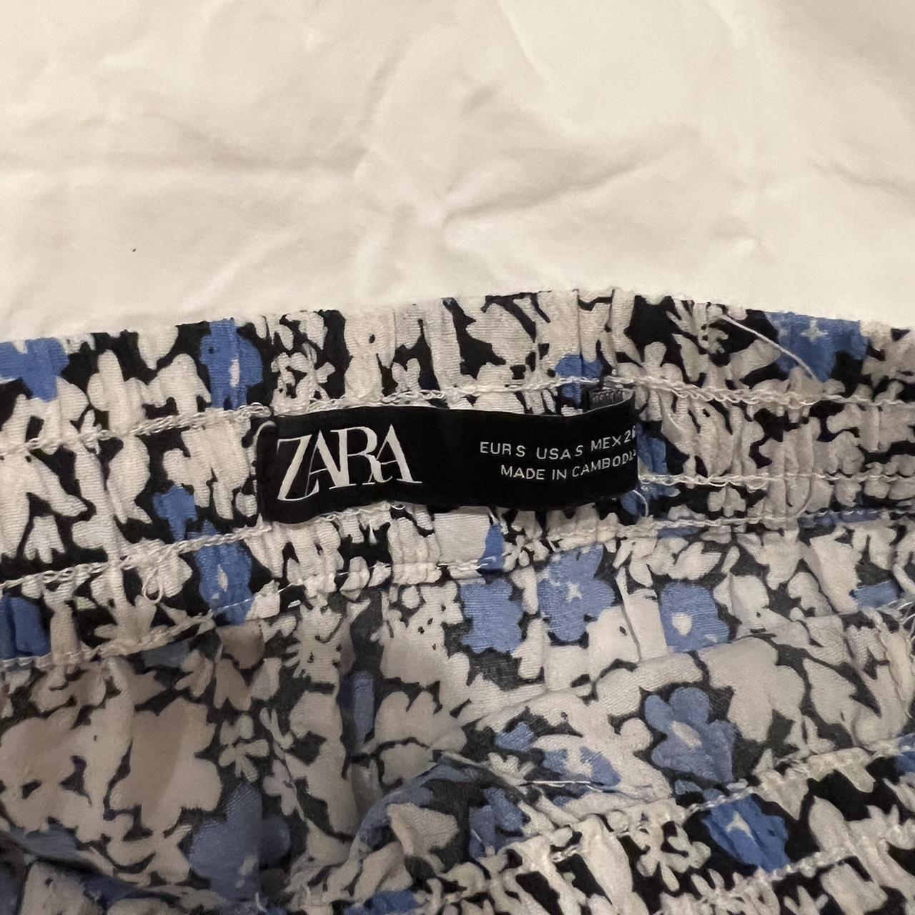 Blue and white floral skirt super cute and perf for... - Depop