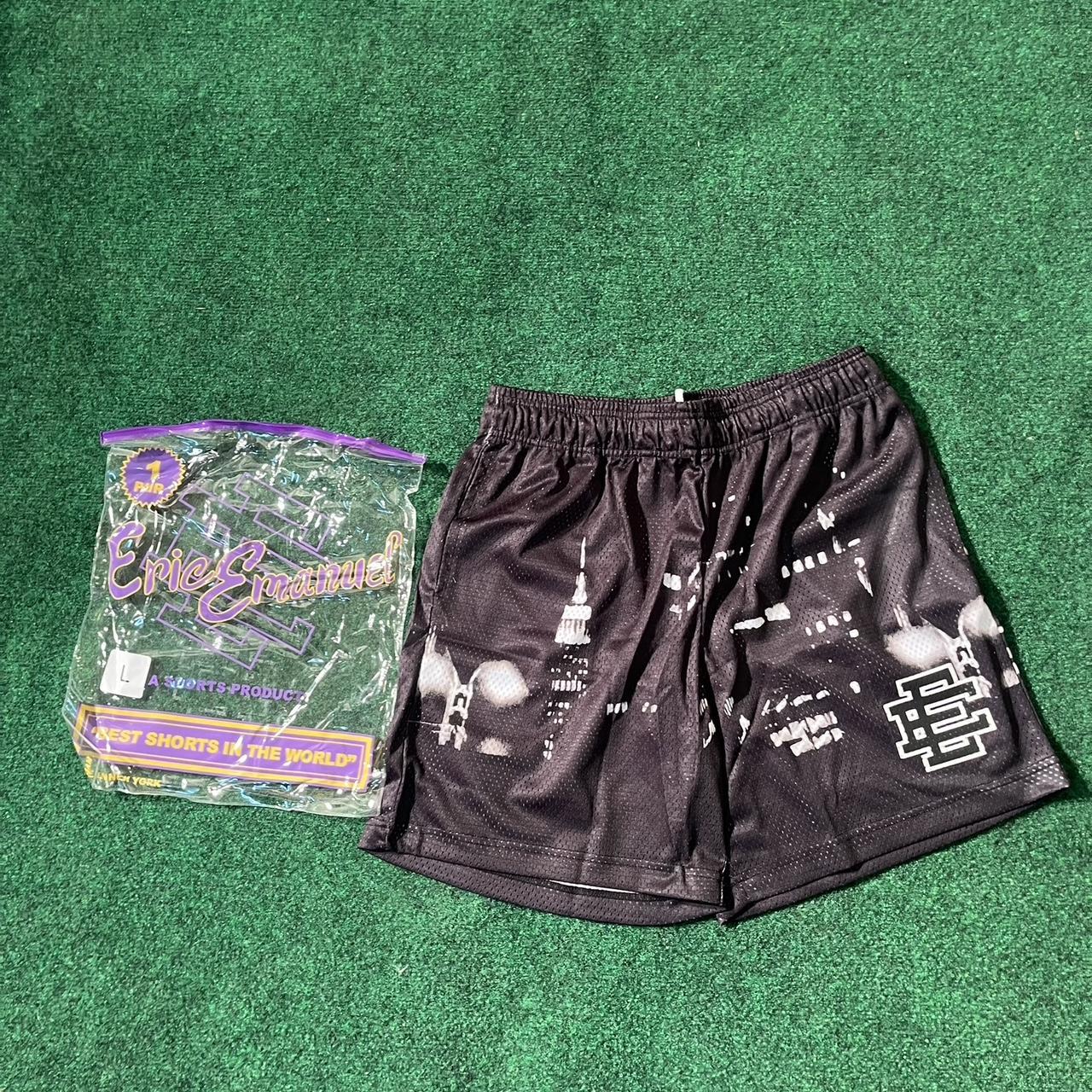 Eric Emanuel New York City black and white... | Depop