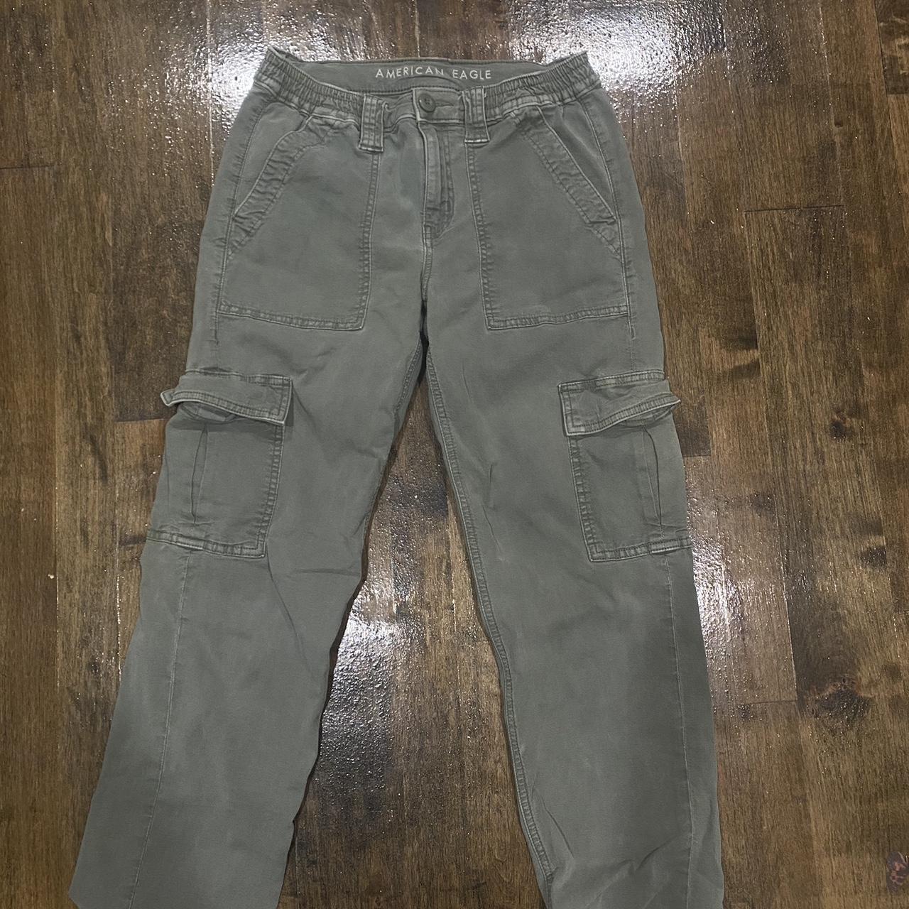 American Eagle Cargo Pants Stretchy They’re more... - Depop
