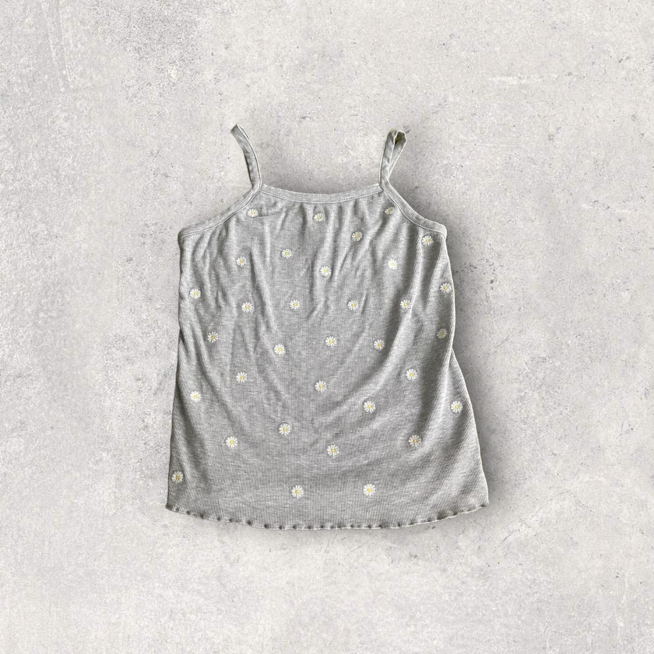 Art Class Daisy cami top • adorable top in... - Depop