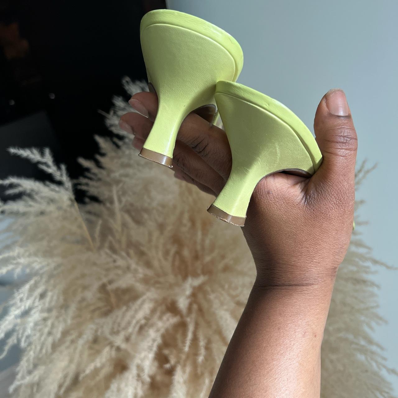 Naturalizer Women's Green Sandals | Depop