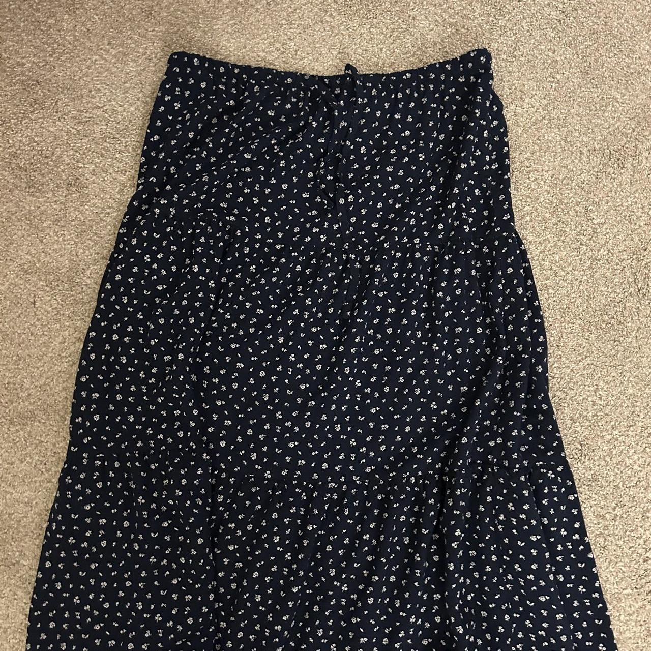Brandy floral Navy and white midi skirt #midi... | Depop