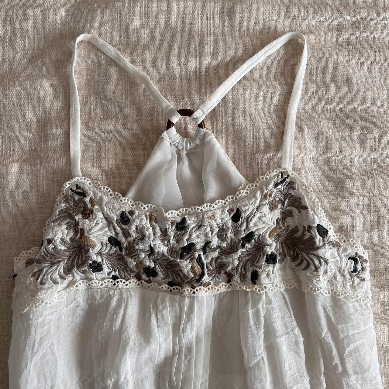 Linen White Floral Embroidered Tank Size: Medium... - Depop