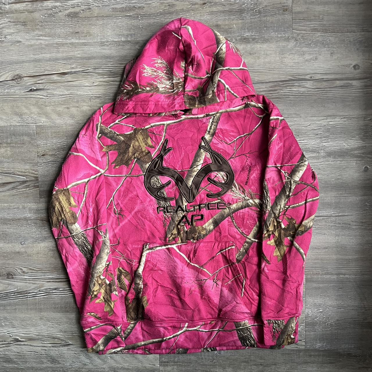 Vintage Realtree AP Camo Hoodie Women’s Size... - Depop