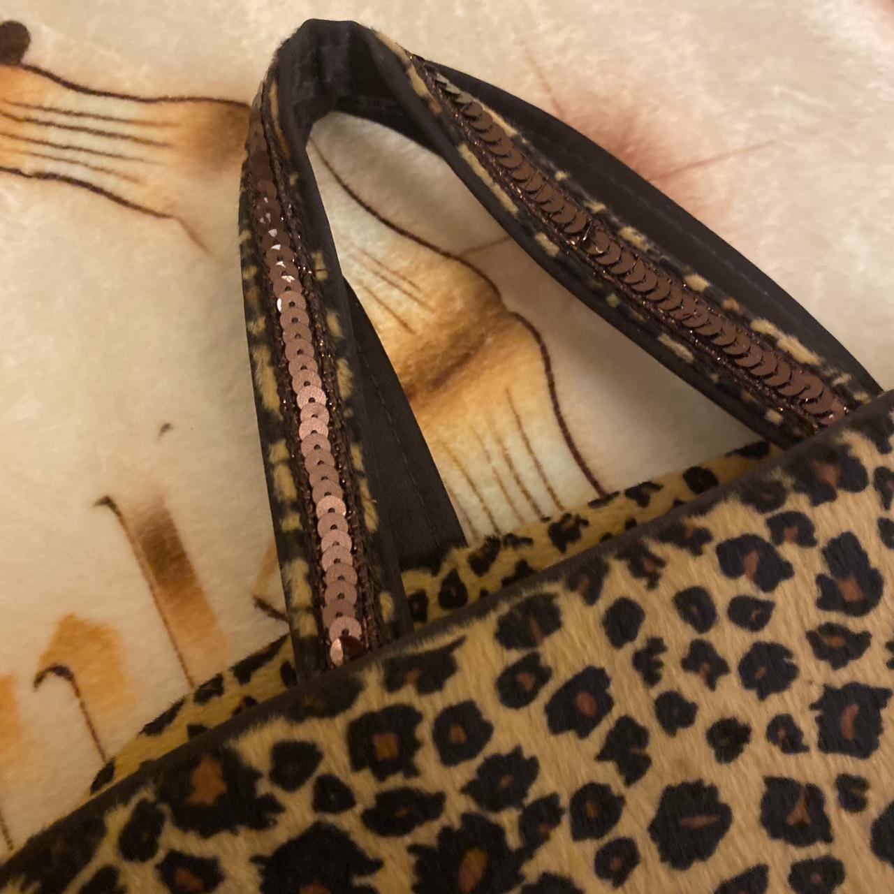Super cute mini leopard print tote bag! She’s so... - Depop