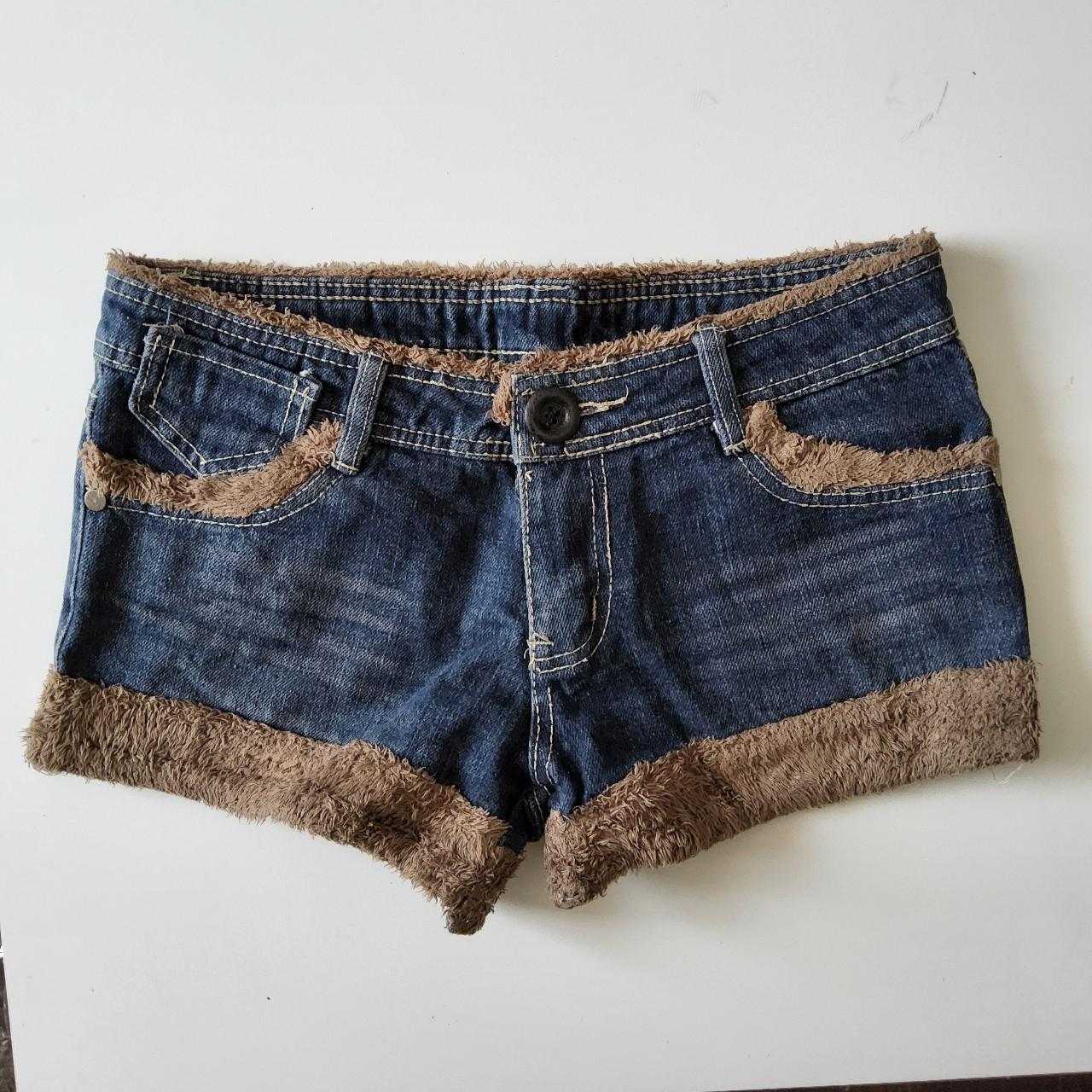 ˗ˏˋ꒰ 🍒 ꒱ lowrise gyaru style shorts... - Depop
