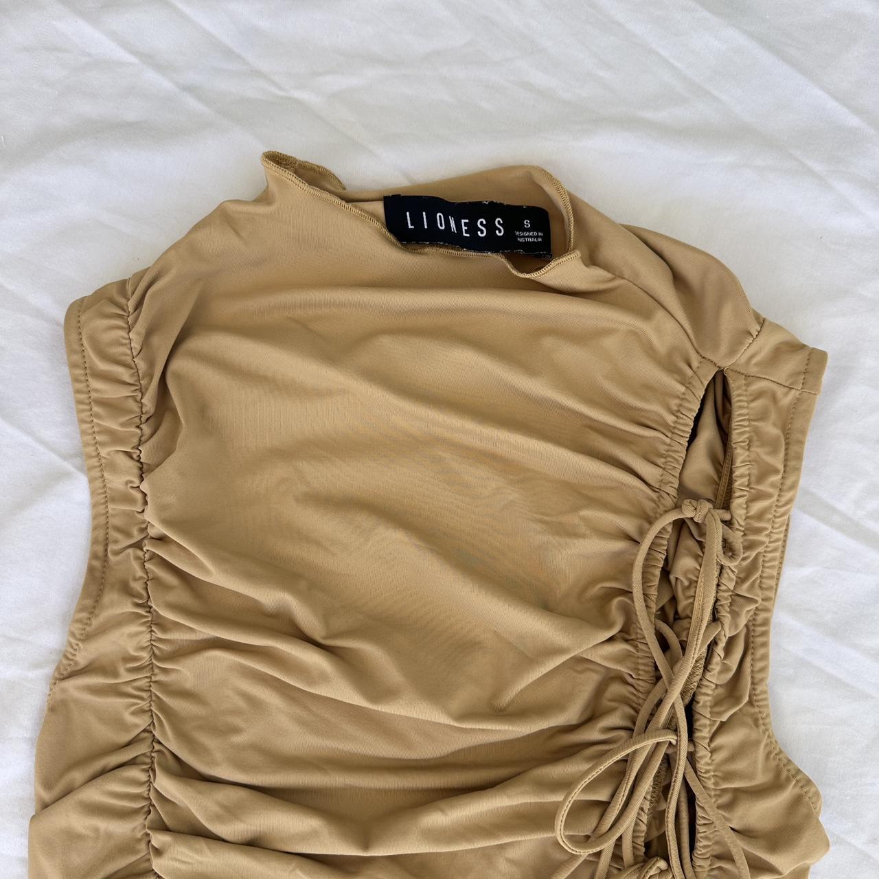 LIONESS Tie up top Super flattering Worn once - Depop