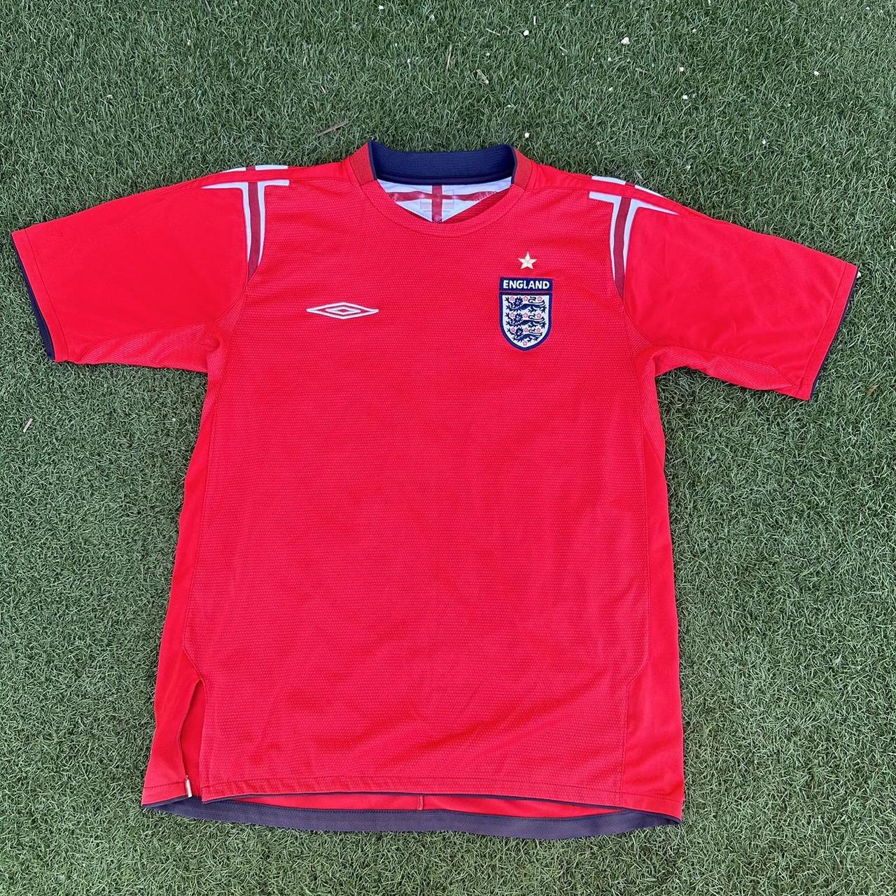 England 2004/06 Away Kit Size Medium Great... - Depop