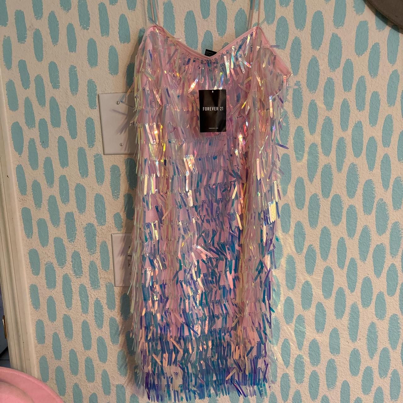 Super fun party dress with iridescent sequins... - Depop