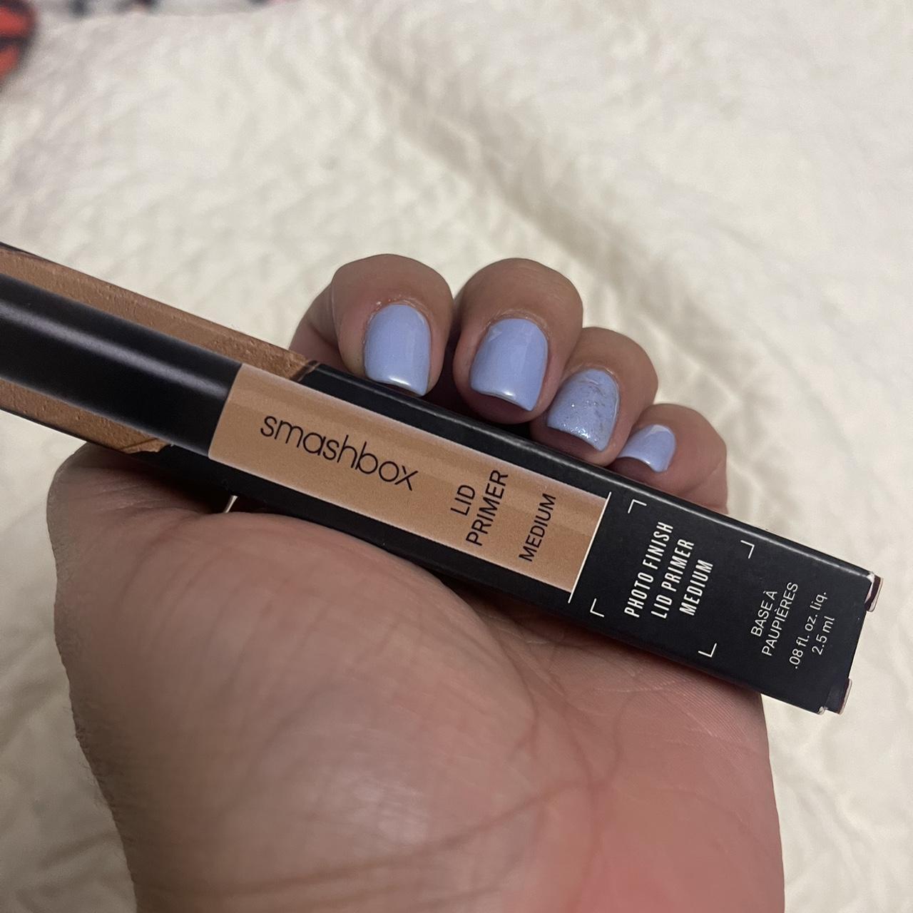 Smashbox eyelid primer in the color medium #primer... - Depop
