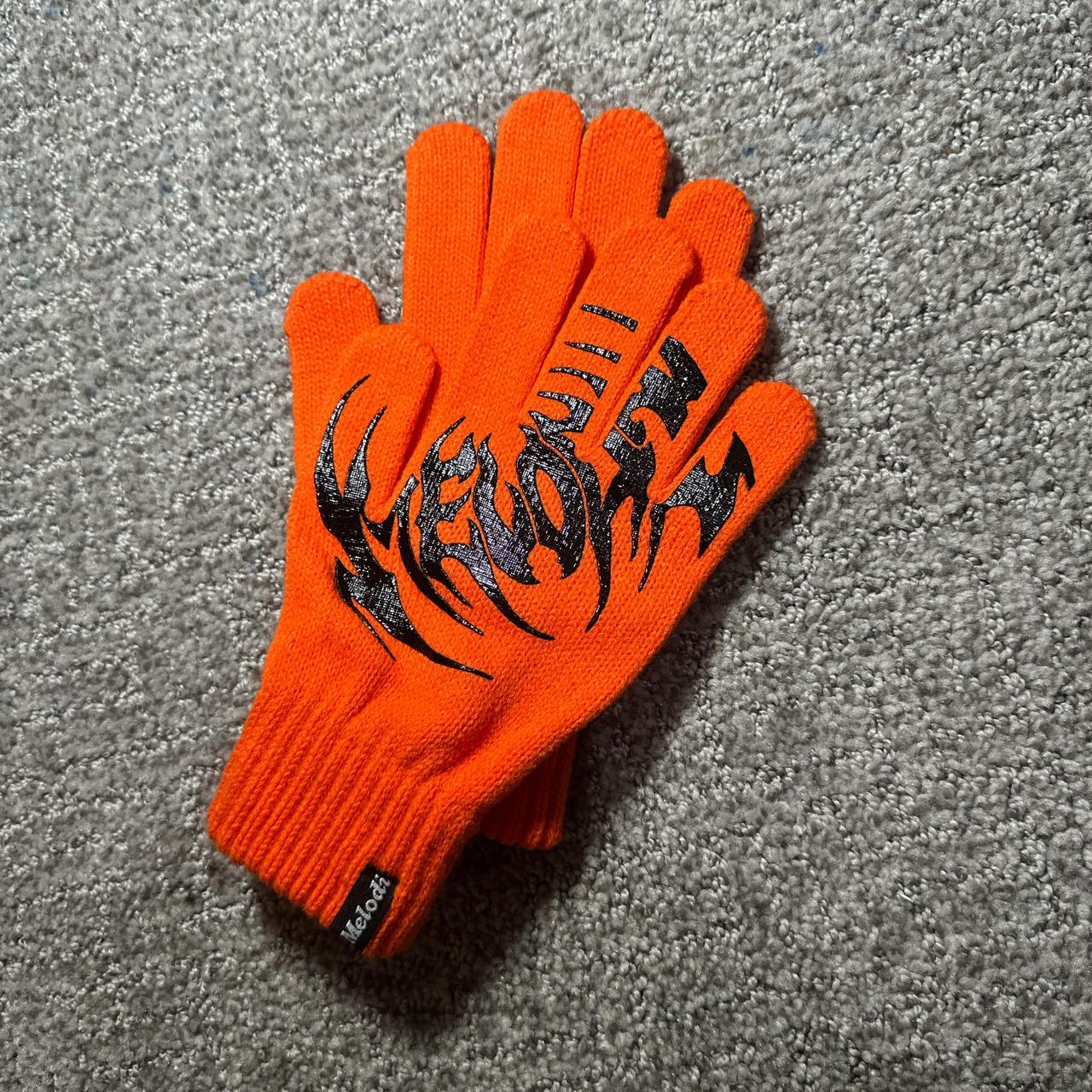 M/L new orange Melodi gloves #ecmelodi #dozer - Depop