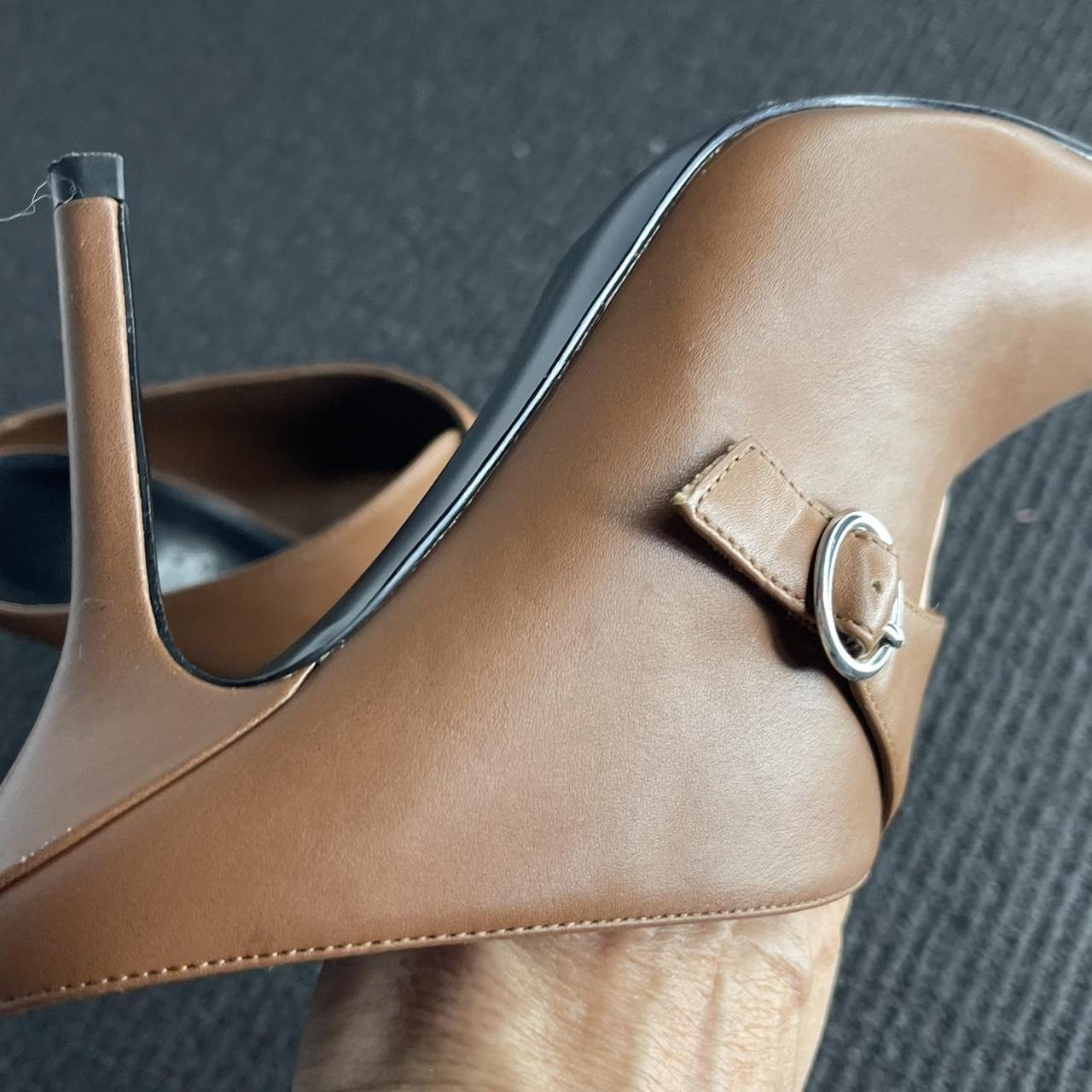 Women's Tan and Brown Mules | Depop