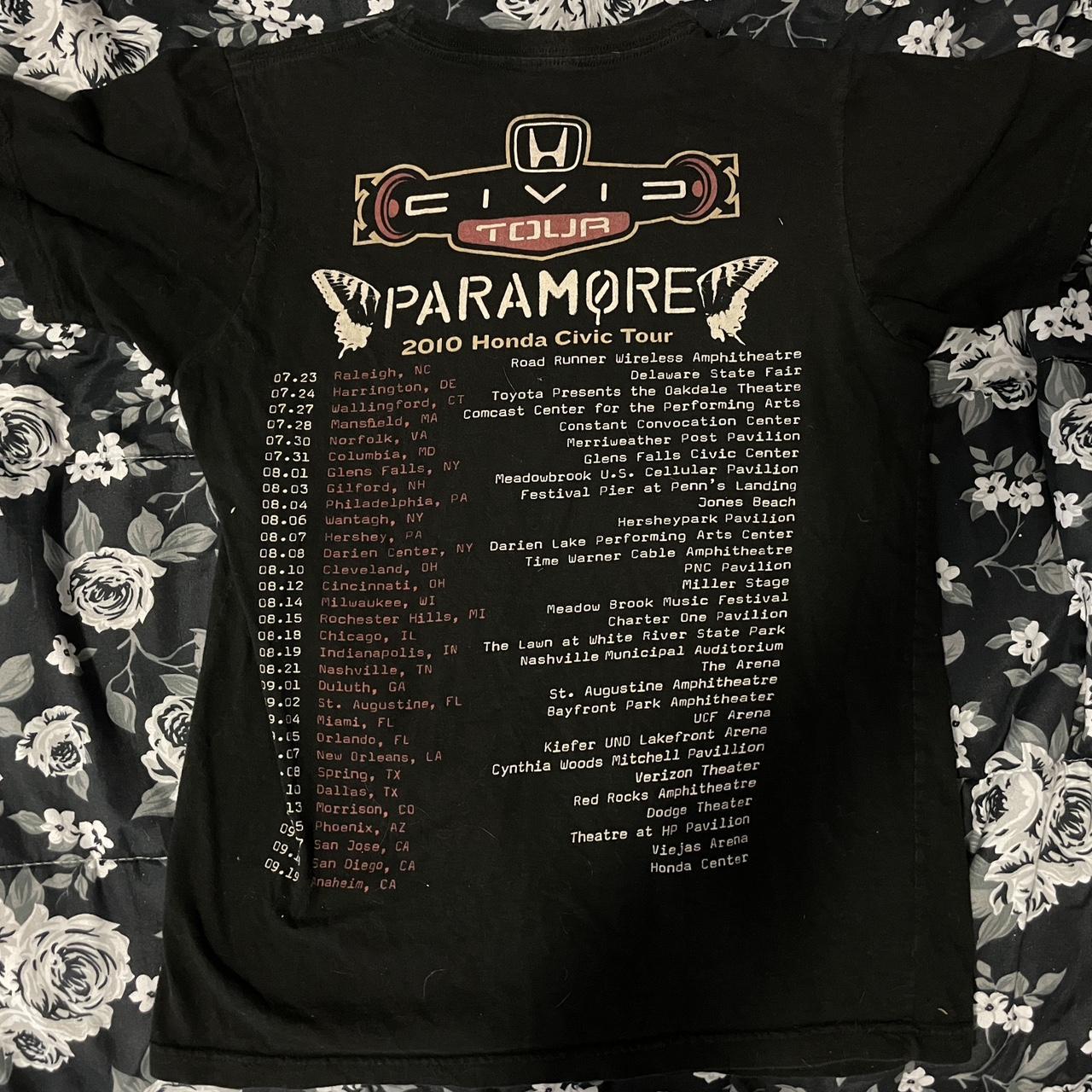 Paramore 2010 Honda Civic Tour Band T Shirt size... - Depop