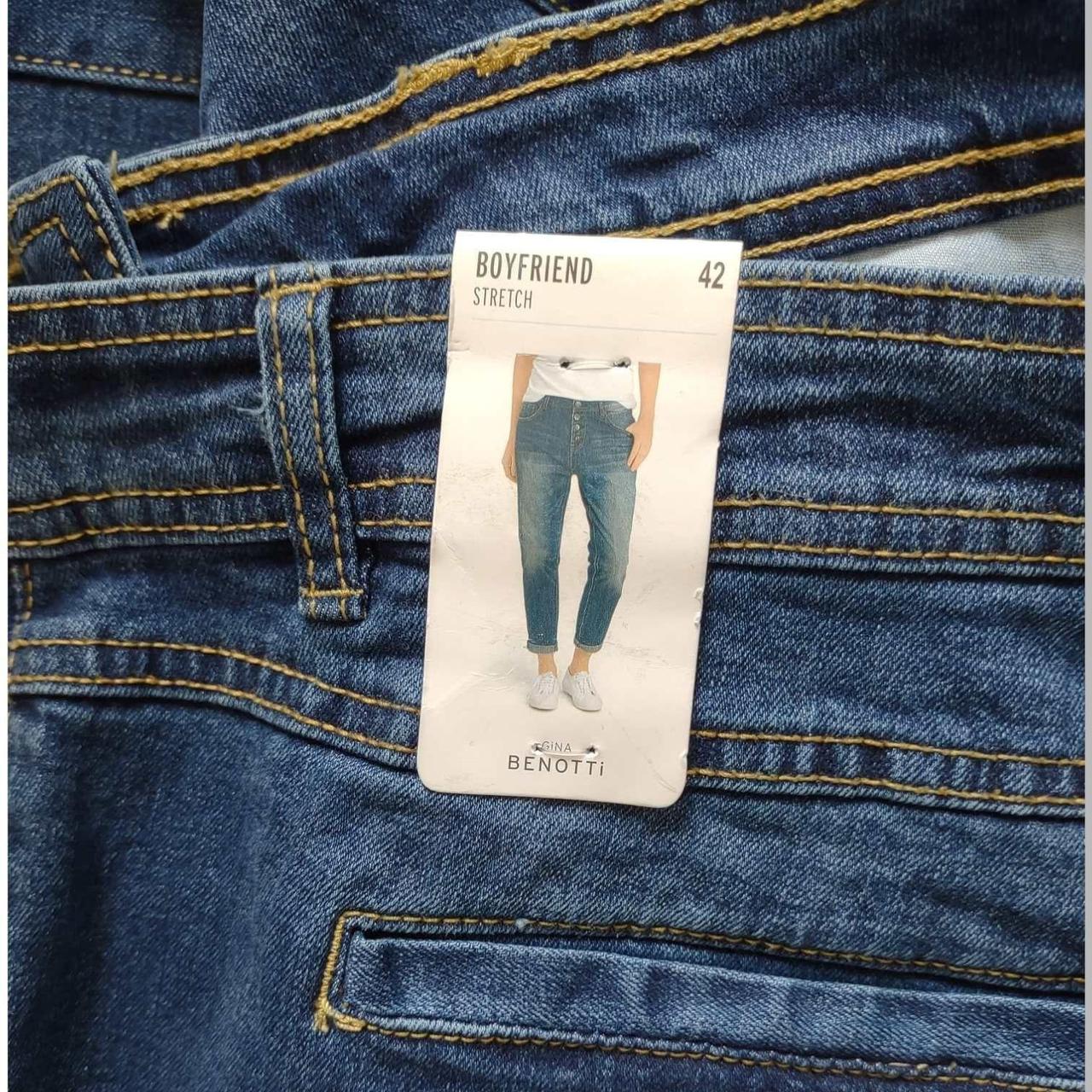 Gina Benotti Blue denim Jeans Boyfriend style Button... - Depop